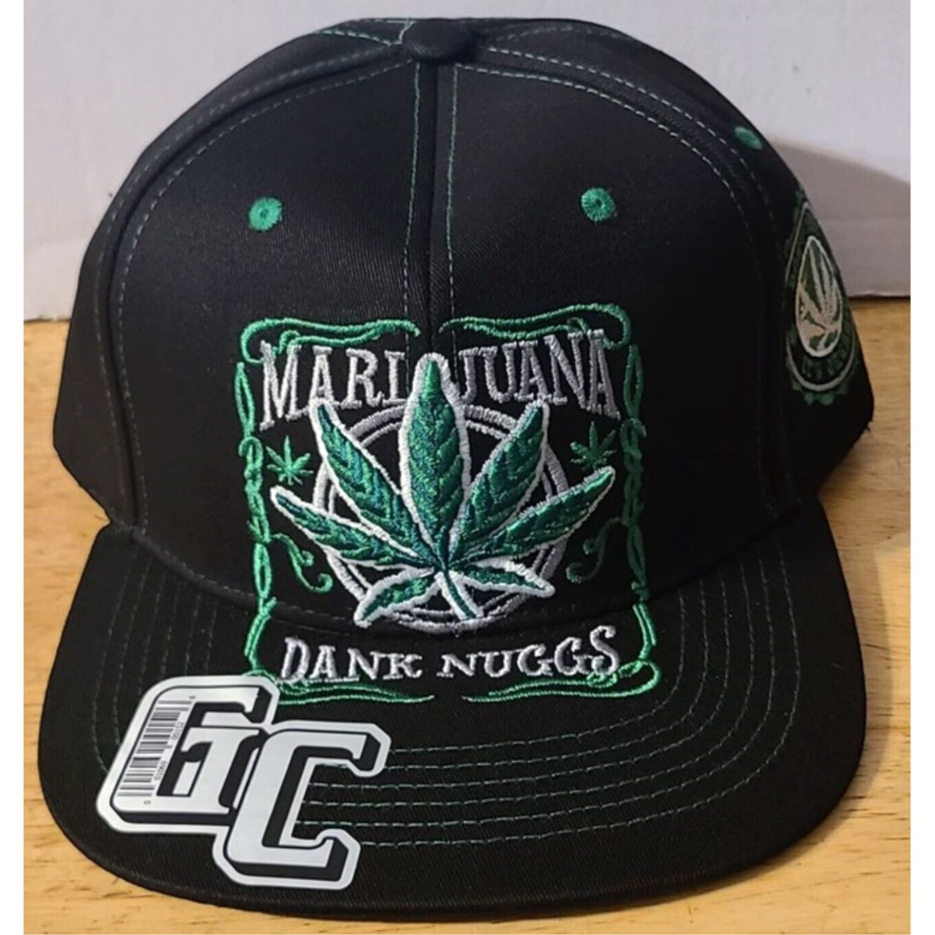 Vintage CANNABIS FAN FAVORITE MARIJUANA LEAF EMBLAZONED DANK NUGGS WEED ...
