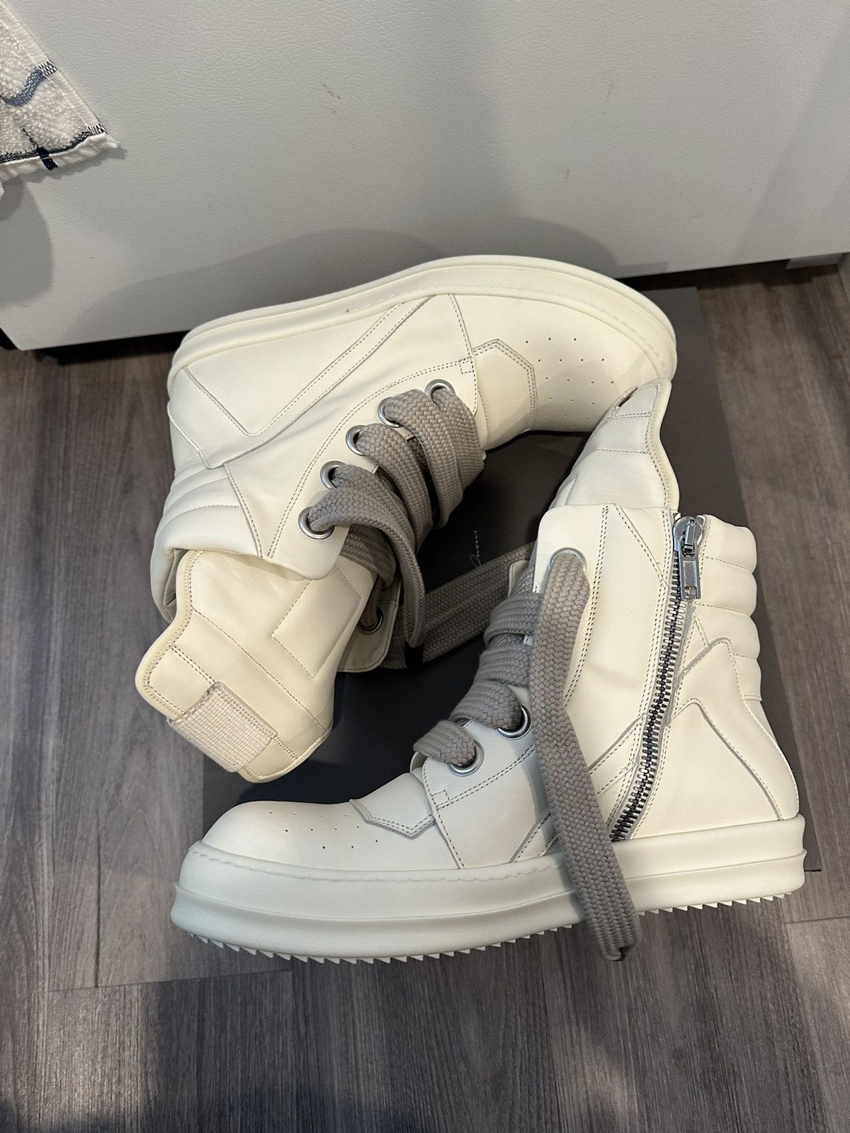 Rick Owens Rick Owens Jumbo Lace Geobaskets Milk Size 44 | Grailed