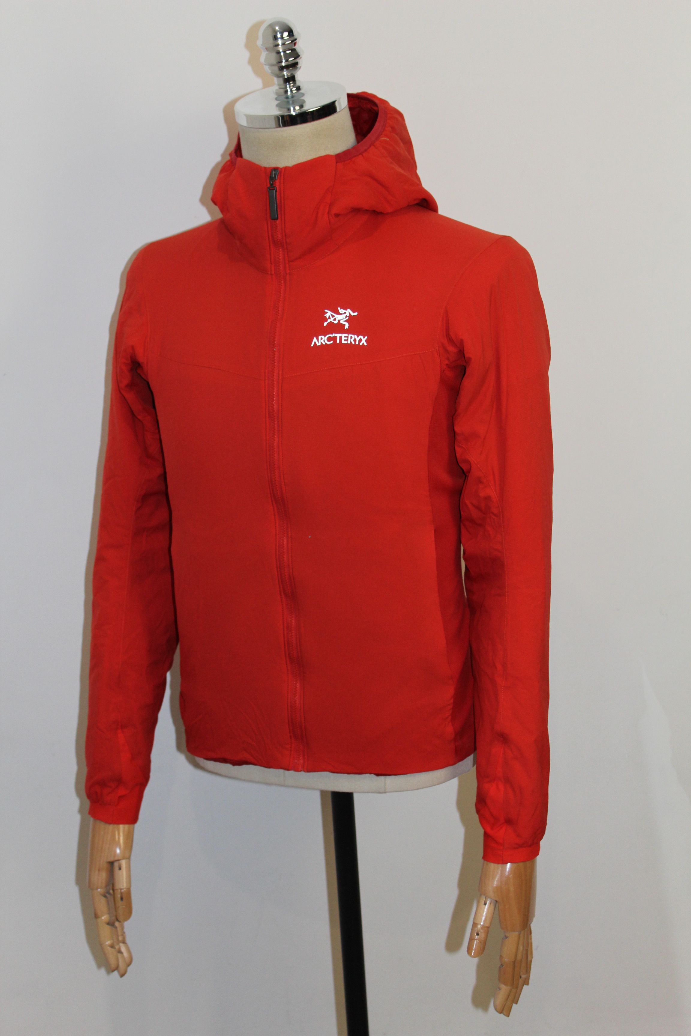 Arc'Teryx × Outdoor Life Women's Arc'teryx Outdoor Hooded Red Jacket ...