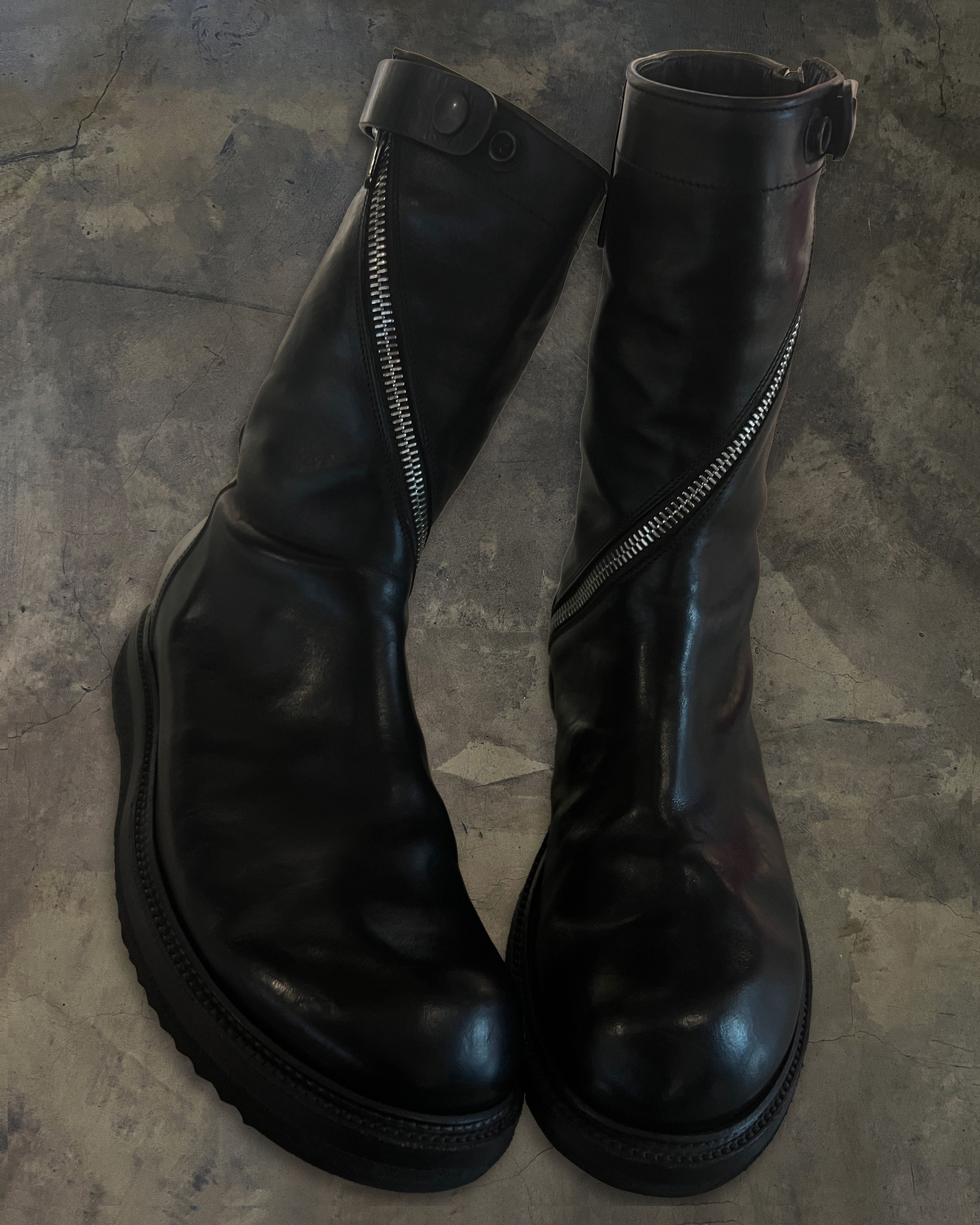 Rick Owens RICK OWENS FW2010 " GLEAM " SPIRAL CREEPER BOOTS | Grailed