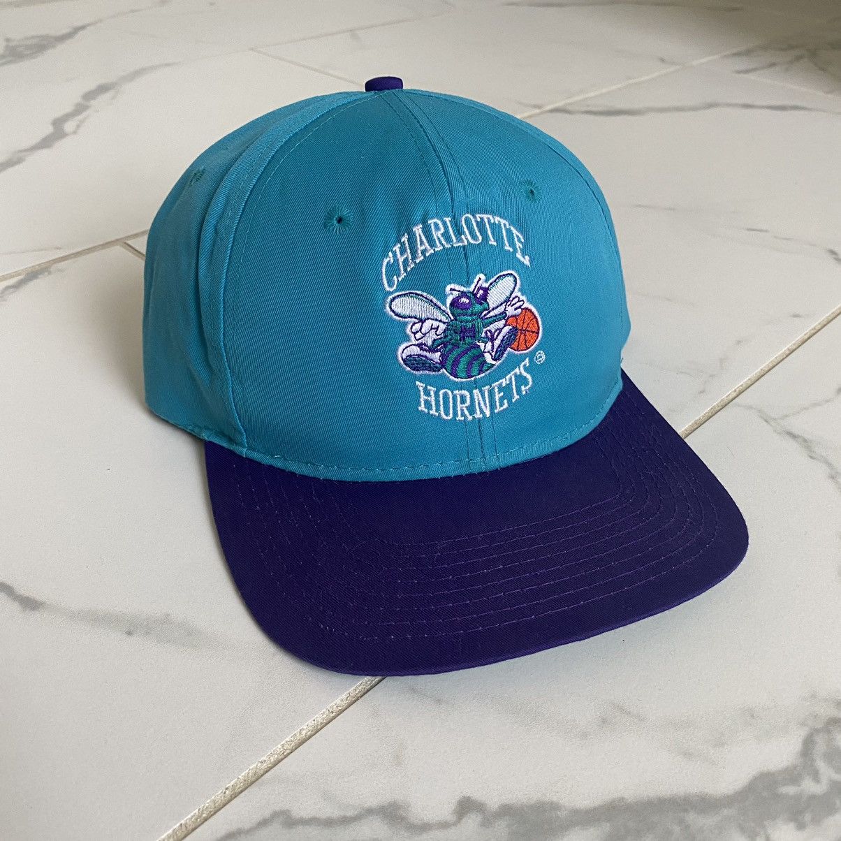 NBA × Vintage Vintage 1990s 90s Charlotte Hornets Logo SnapBack Hat Cap ...