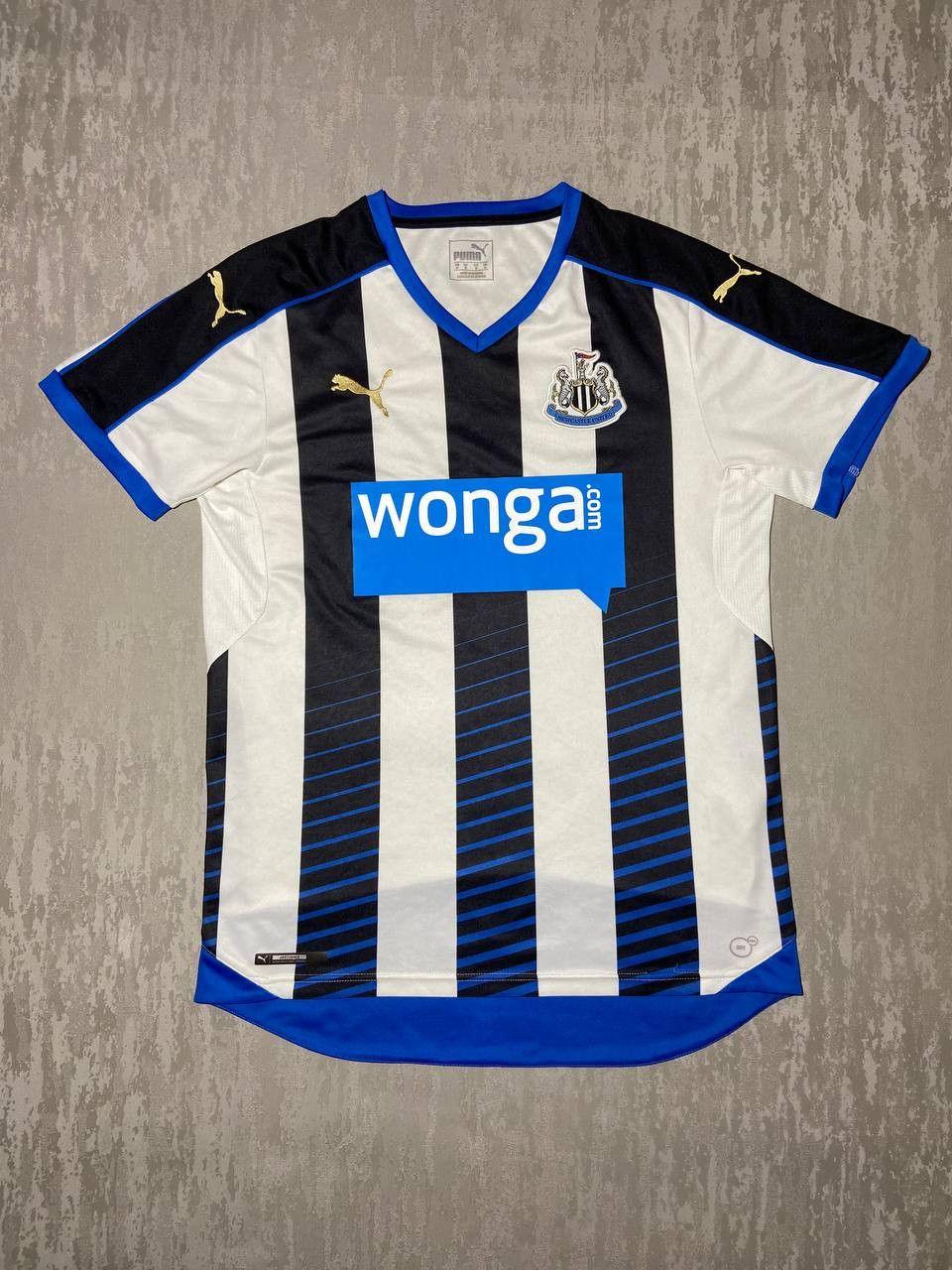Puma × Soccer Jersey × Vintage Newcastle United FC 2015 Home Football ...