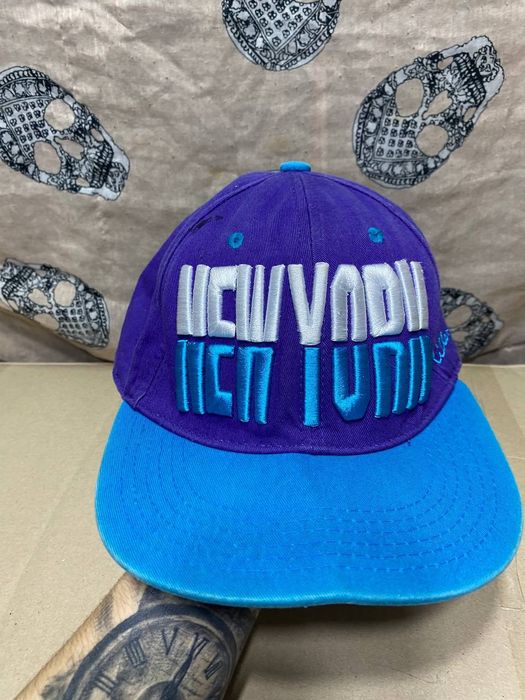 New Era Y2k New York Yankees two-sided New era Beanie Hat Hype Drip ...