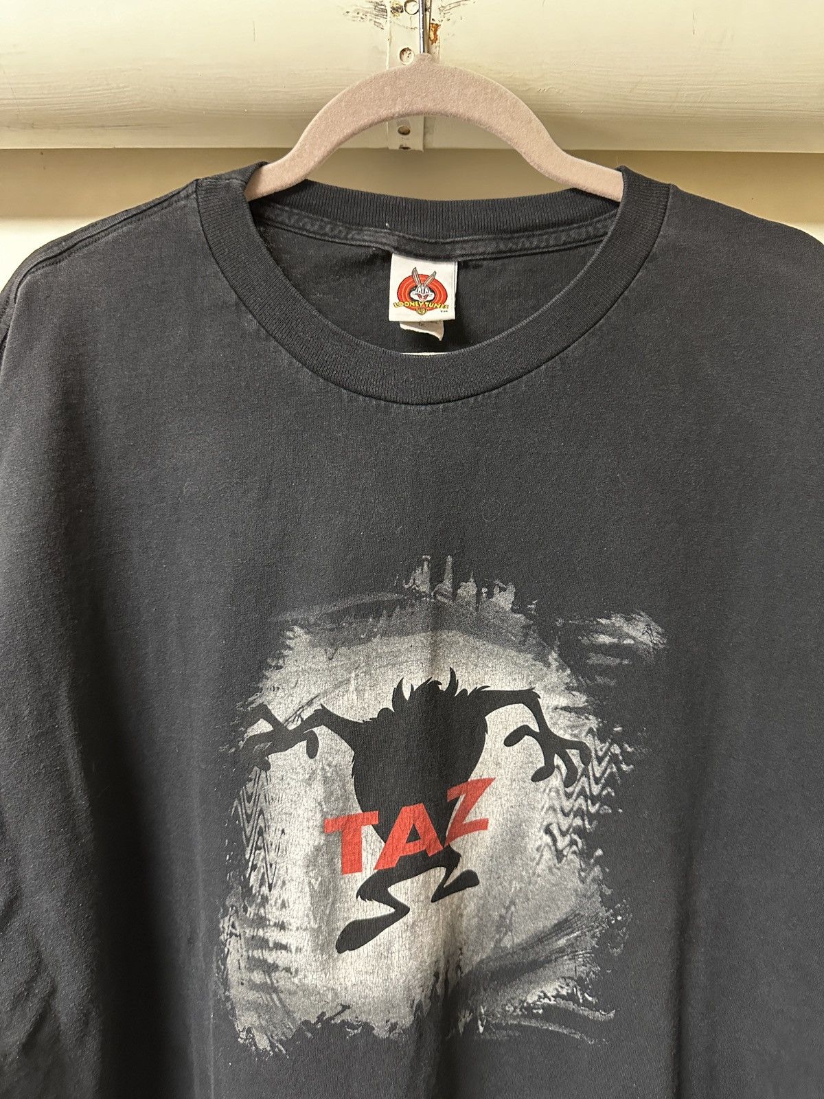 Vintage Vintage 1999 Looney Tunes “Taz” Tee | Grailed