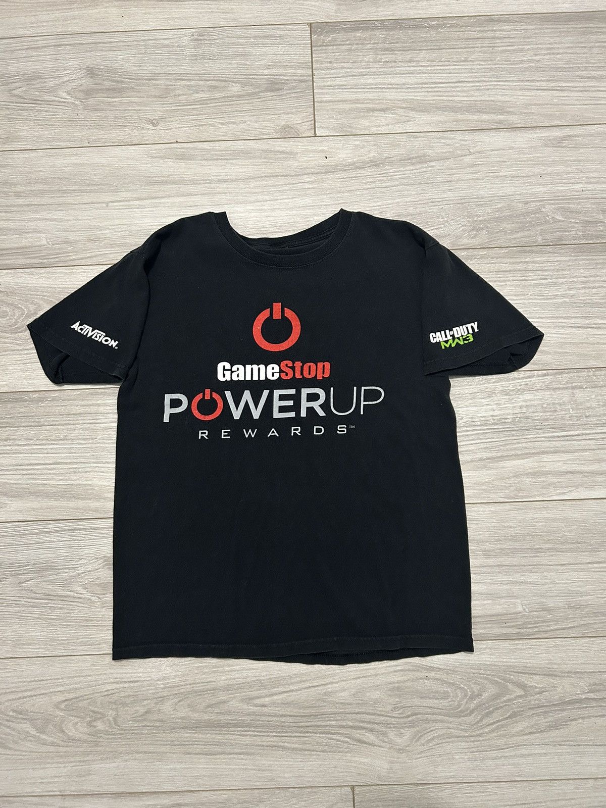 Vintage Vintage 2000’s Call Of Duty MW3 GameStop T-shirt | Grailed