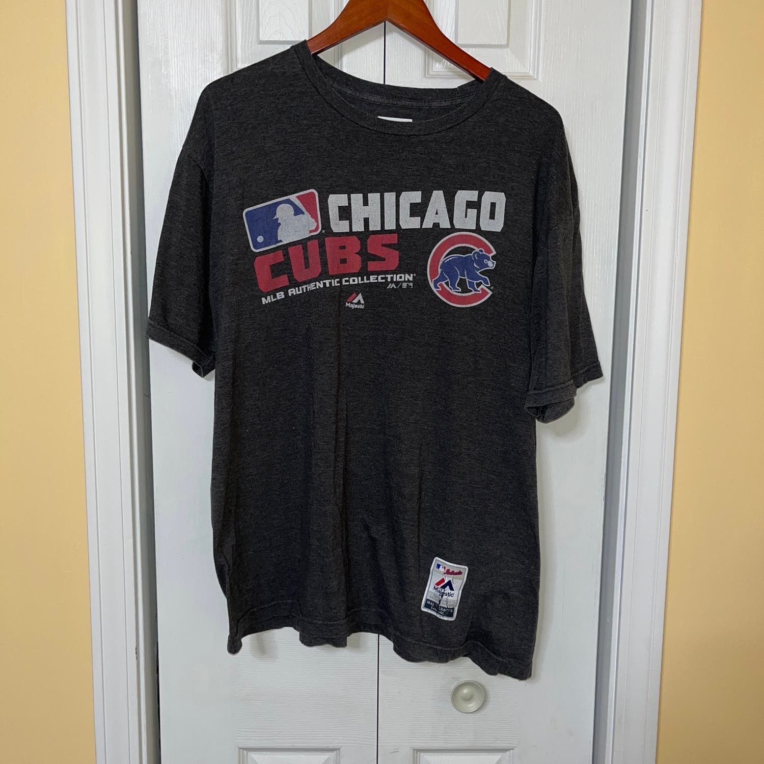 MLB Gray Chicago Cubs Tshirt XL Magestic MLBAuthentic Collection | Grailed
