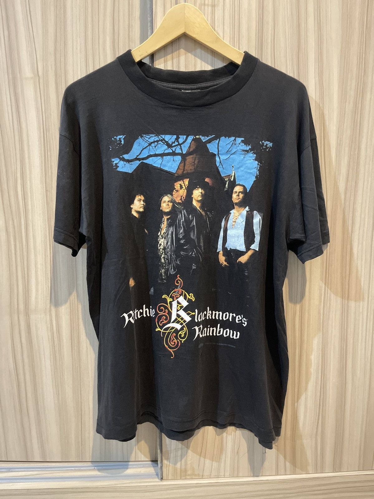 Vintage Vintage ritchie blackmore’s rainbow 1995 t shirt | Grailed