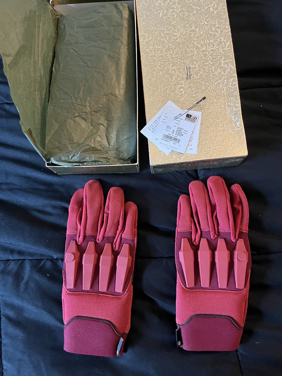 Undercover Undercover Evangelion Creep Very Asuka Gloves | Grailed