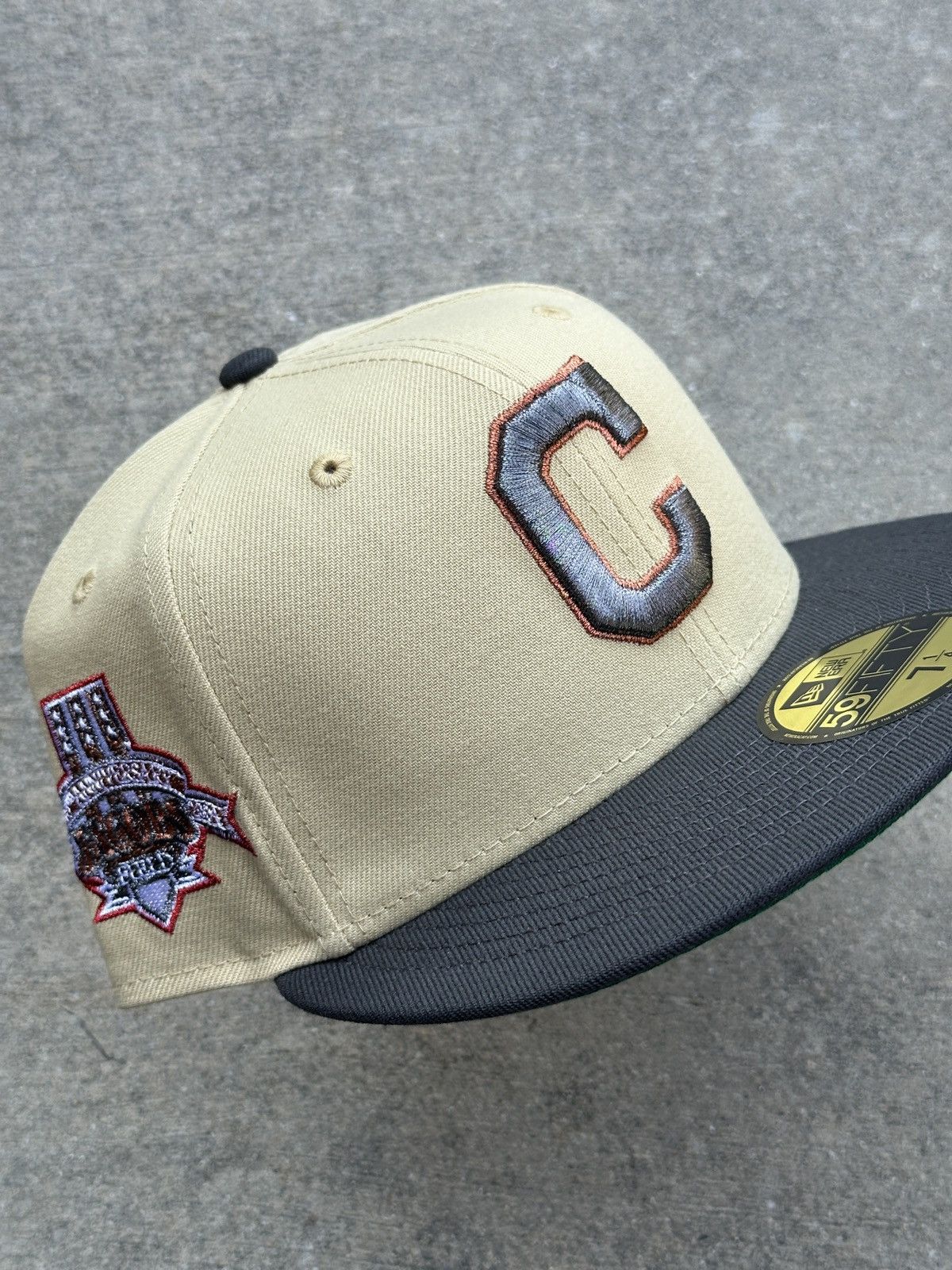 New Era Cleveland Indians Two Tone Fitted Hat 7 1/4 95 North | Grailed