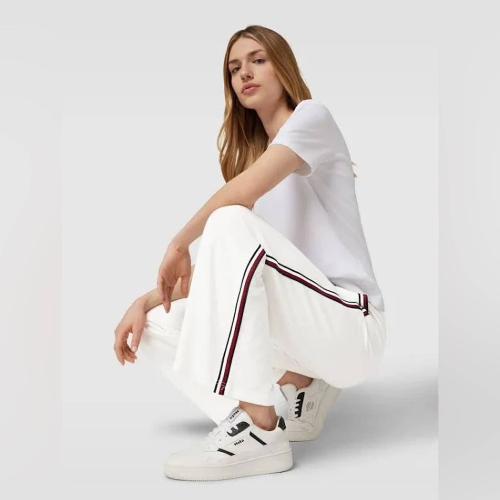Tommy Hilfiger Tommy Hilfiger Sport Snap Off Logo Colors White Sweat ...