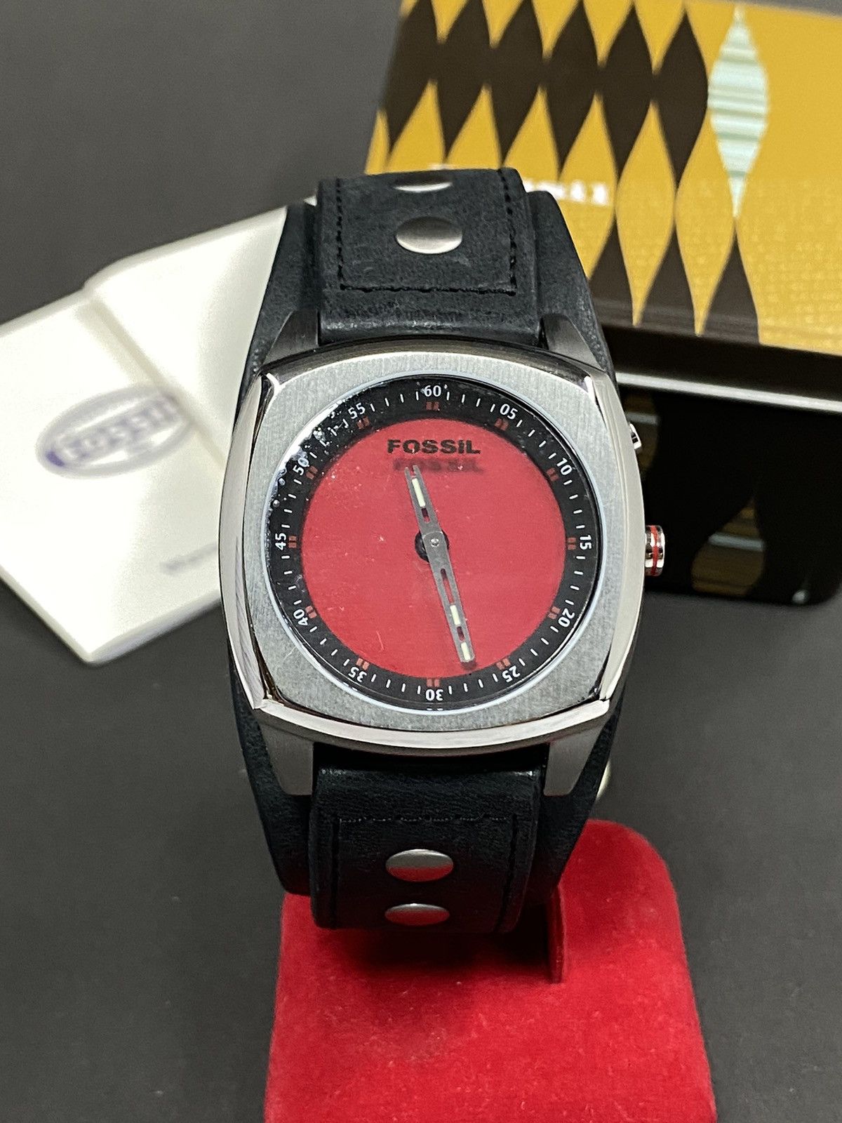Fossil × Vintage NOS Vintage FOSSIL Big-Tic Animate Black/Red Men’s Watch | Grailed