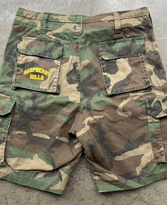 Streetwear Raspberry Hills Camo Cargo Shorts | Grailed