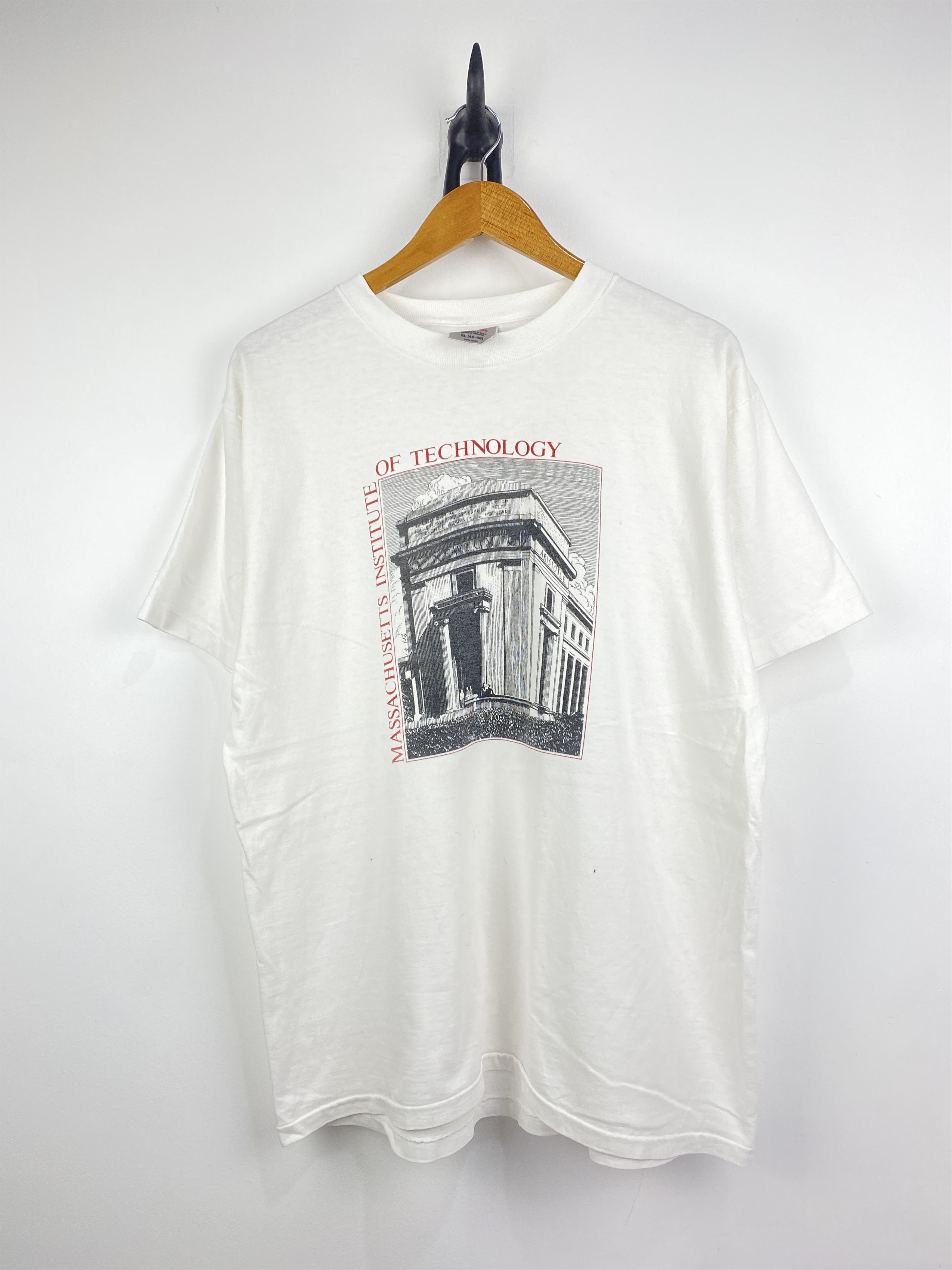 Vintage Vintage MIT University T-Shirts DAT100 | Grailed