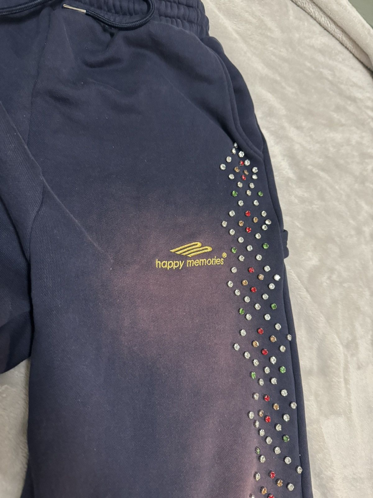 Streetwear × Vintage HMDD HAPPY MEMORIES DONT DIE crystal sweats | Grailed