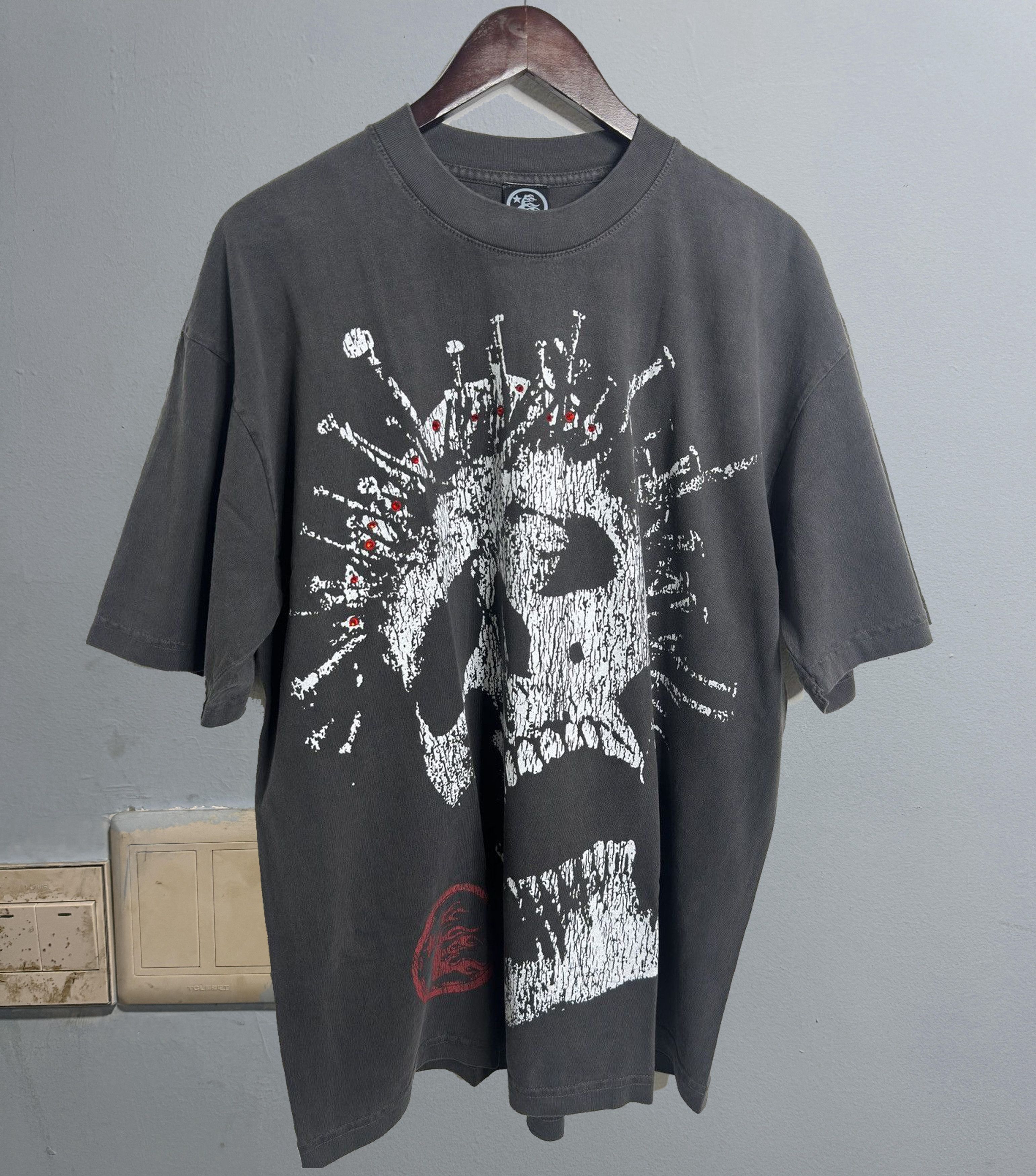 HELLSTAR Hellstar Crowned Skull Tee | Grailed