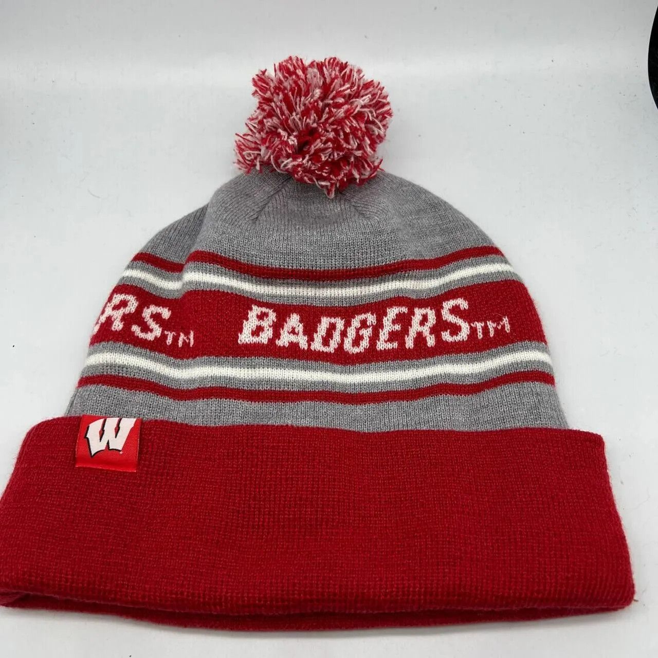 Top Of The World Wisconsin Badgers NCAA Hat Beanie Pom Pom Cap Red New ...