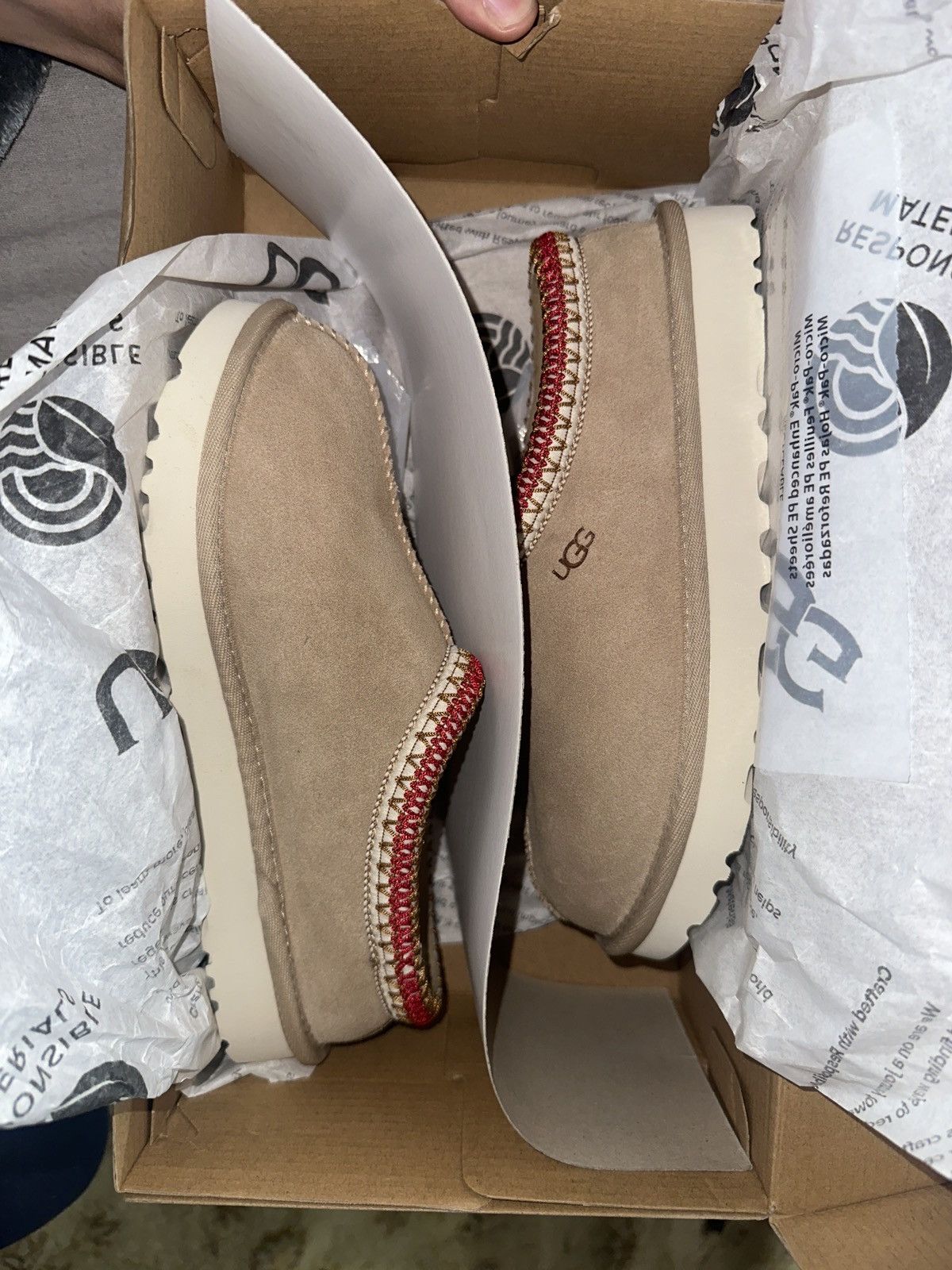 Ugg Ugg Tasman Sand Dark Cherry | Grailed