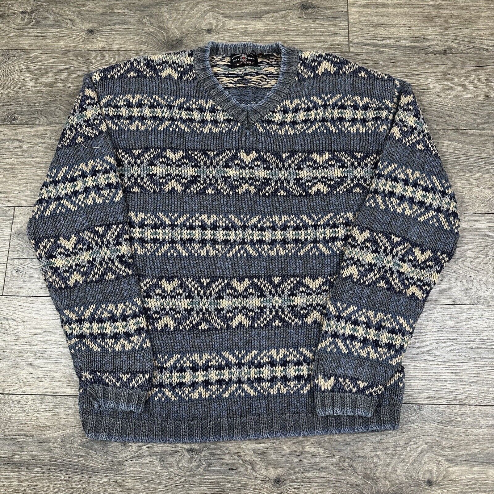 American Eagle Outfitters Vintage American Eagle V-Neck Sweater Adult ...