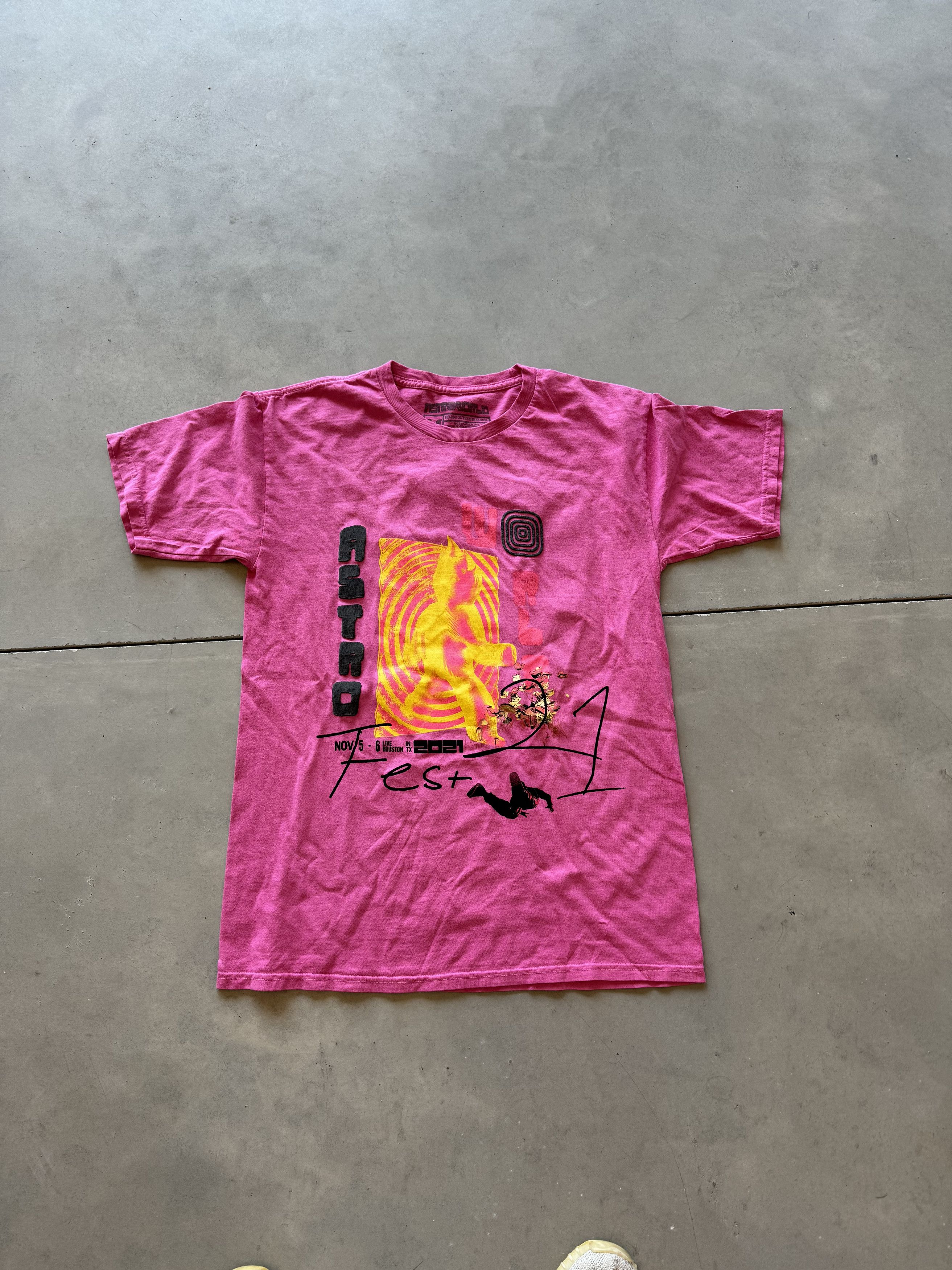 Travis Scott Astrofest 2021 Pink fire tee | Grailed Travis Scott Astrofest 2021 Pink fire tee | Grailed