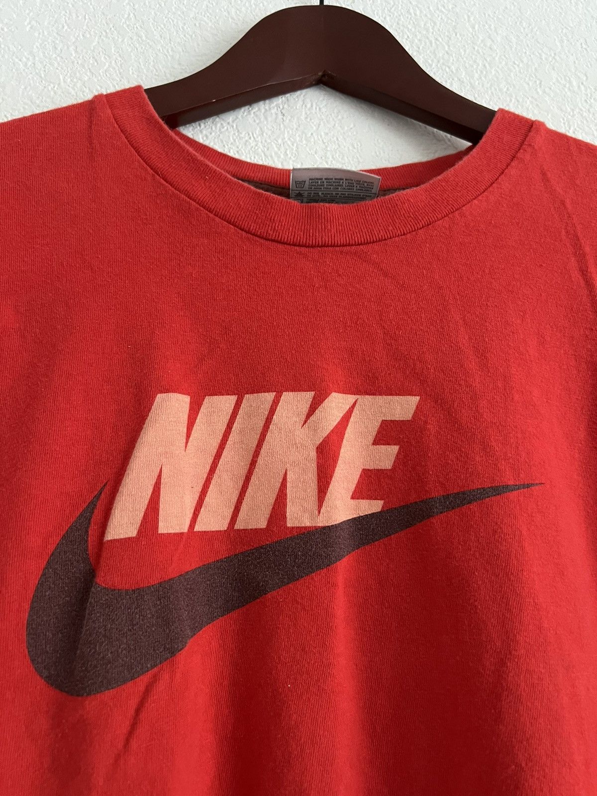 Nike Vtg 2000s Grey Tag NikeLogo OG Red Baggy Tee | Grailed