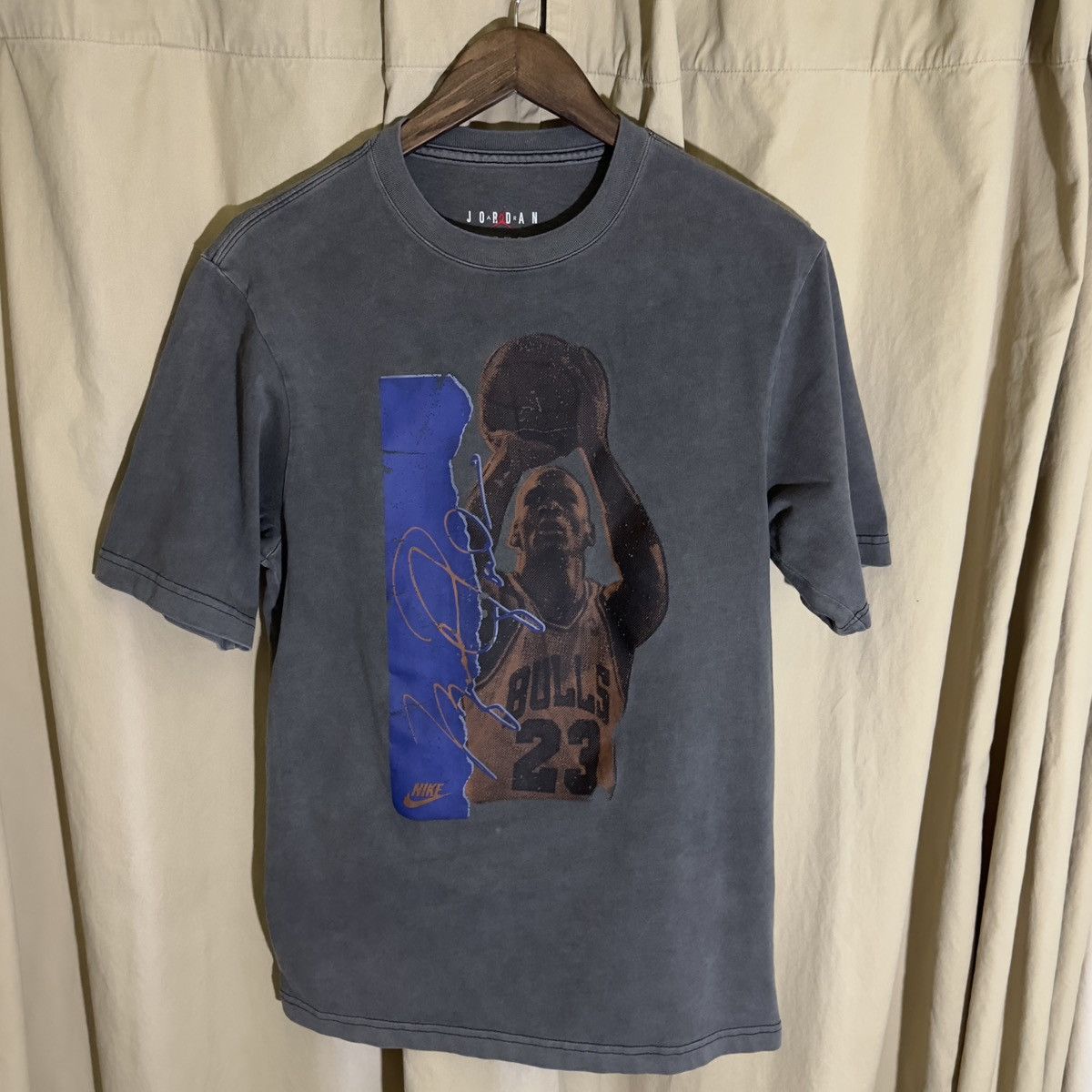 Jordan Brand Jordan Flight 85 Heritage Tee Loose Fit DA9891-010 | Grailed