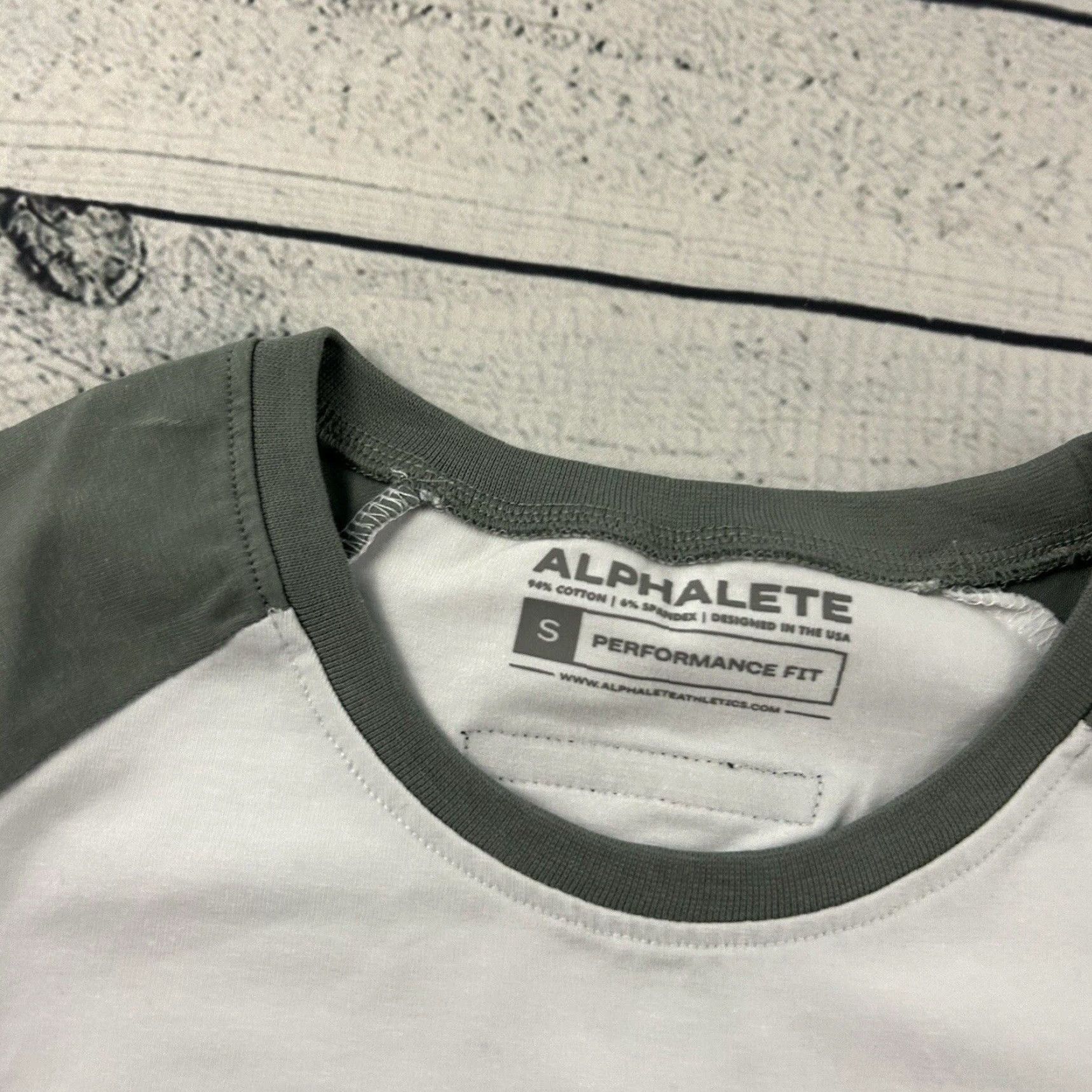 Alphalete Alphalete Mens Athletic Shirt Performance Fit Small Gray ...