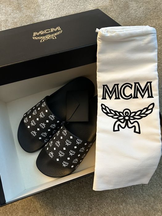 MCM MCM slides | Grailed