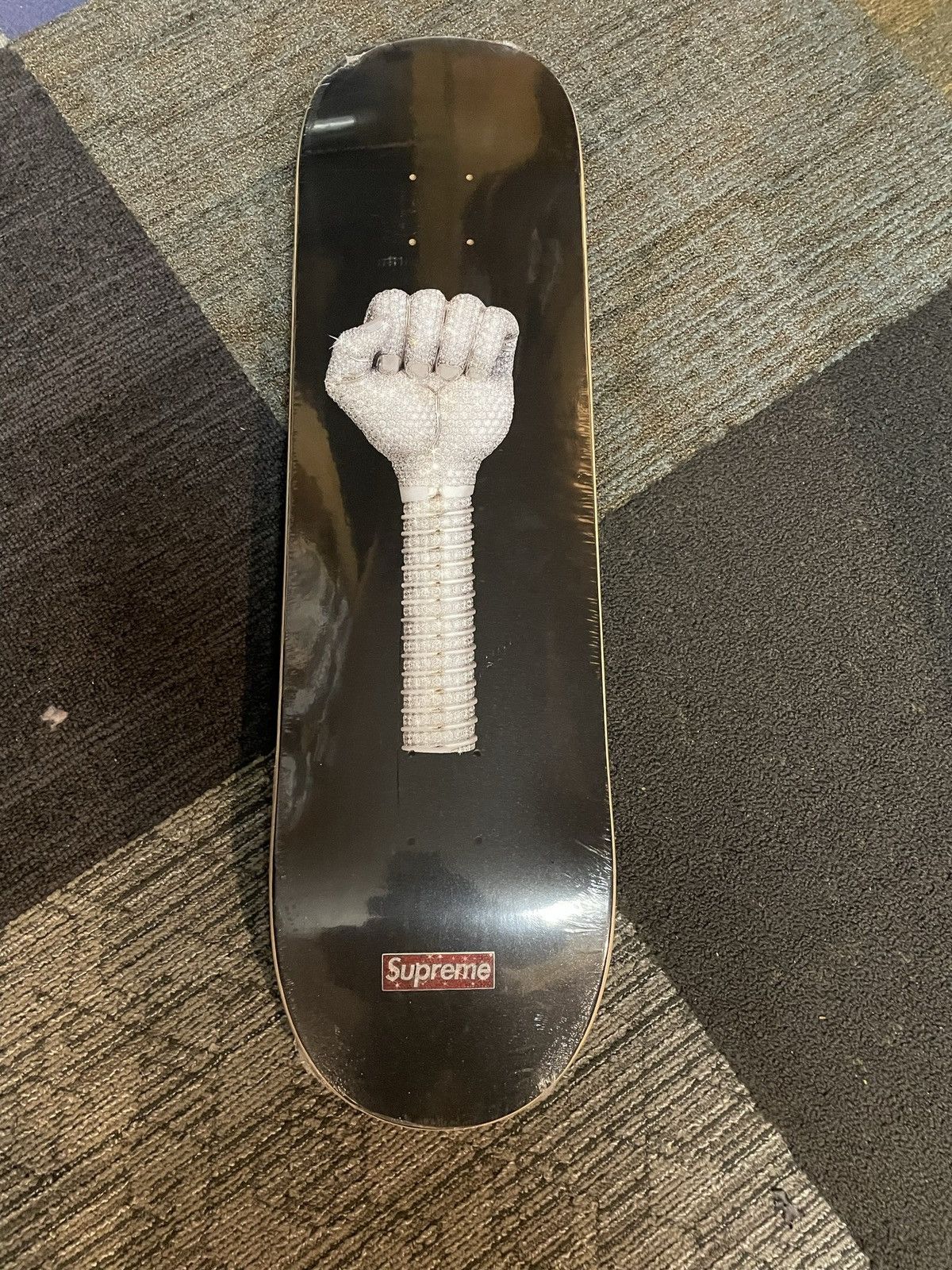 Hardies hardware × Supreme Supreme X Hardies Hardware Fist Skateboard ...