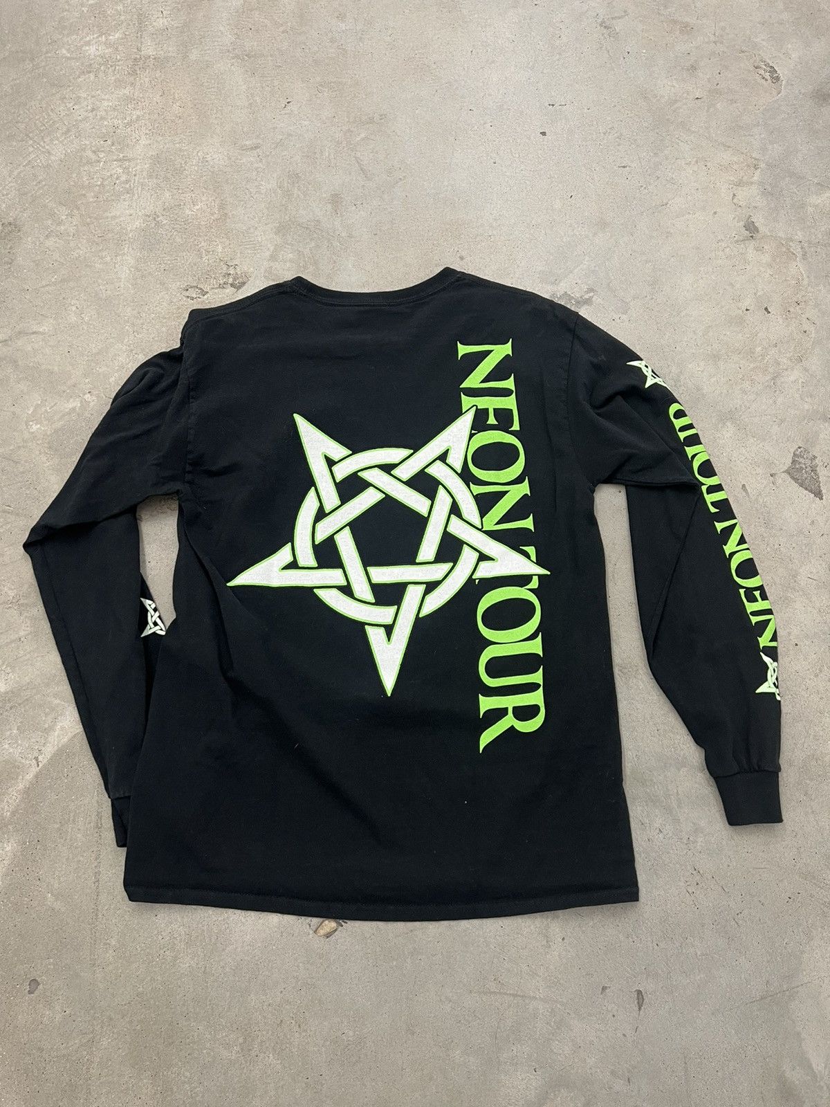 Playboi Carti Playboi Carti Neon Tour merch Medium | Grailed