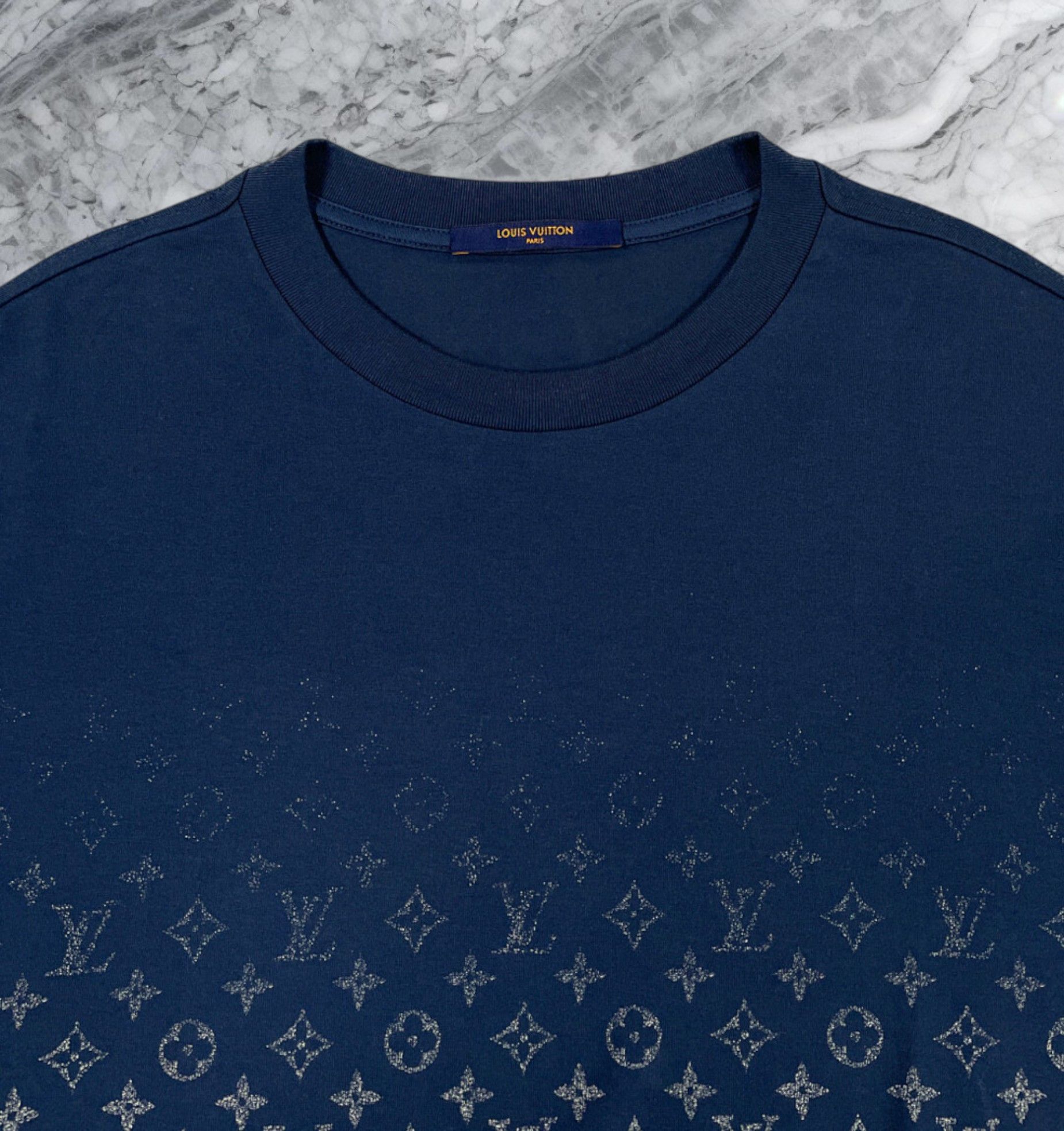 Louis Vuitton Louis Vuitton LV Gradient Monogram Crewneck T-shirt Tee ...