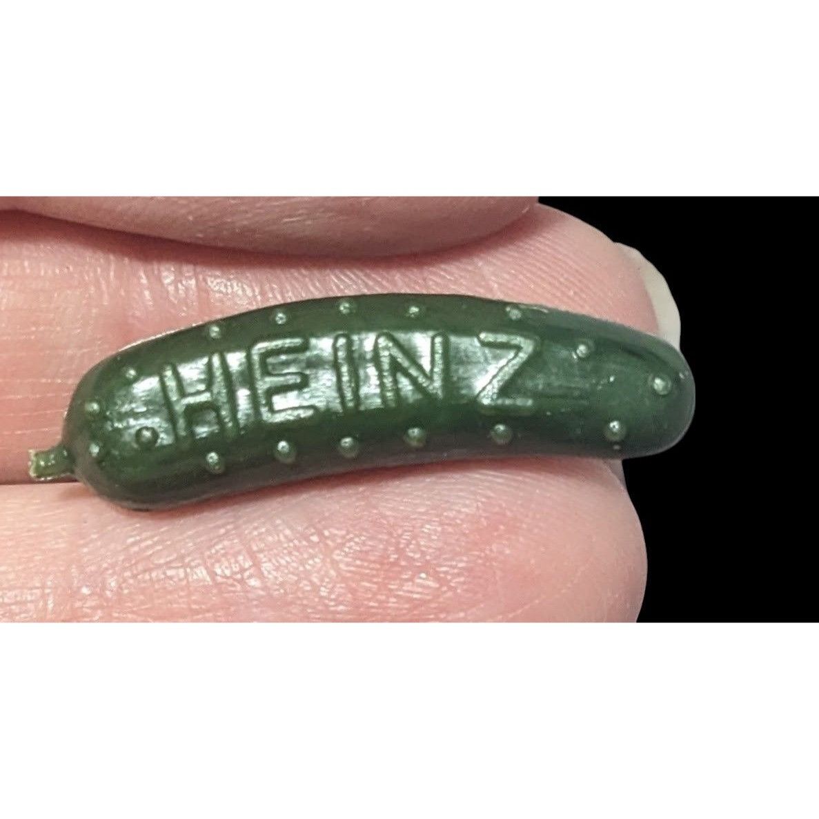 Other Vintage Heinz Pickle Figural Collectible Brooch | Grailed