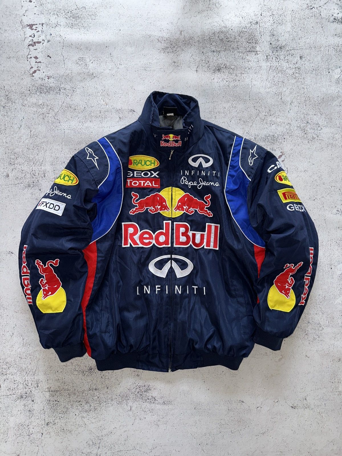 Formula 1 × Red Bull × Vintage Vintage Red Bull Infinity F1 Racing ...