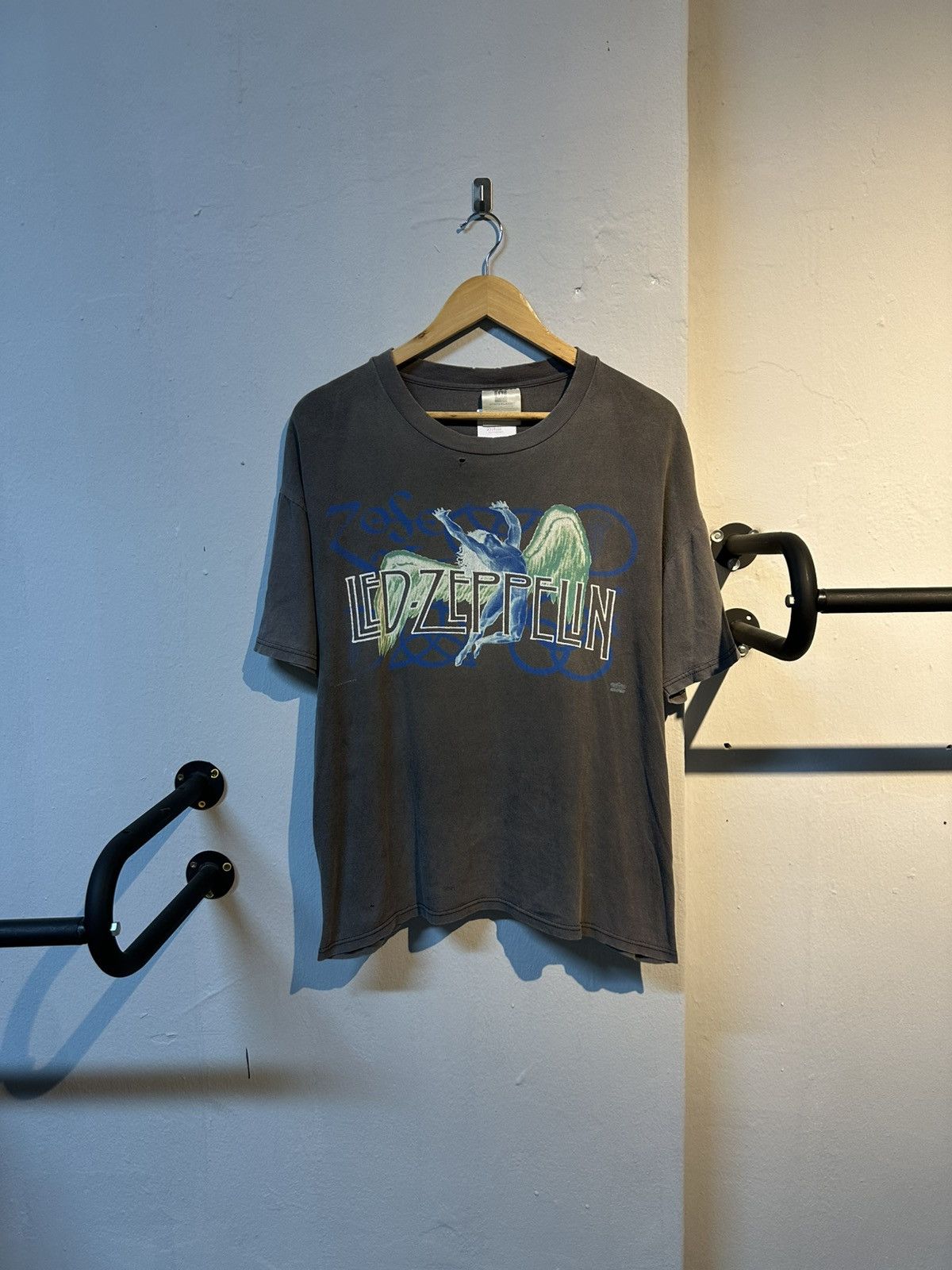 Band Tees × Rock Band × Vintage Vintage 90's Led Zeppelin Distressed ...