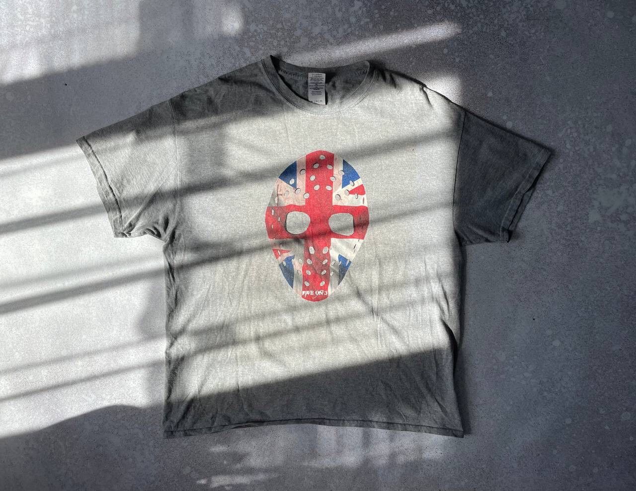 Archival Clothing × Gildan × Movie Vintage 90s Five On 3 Mask T-shirt ...