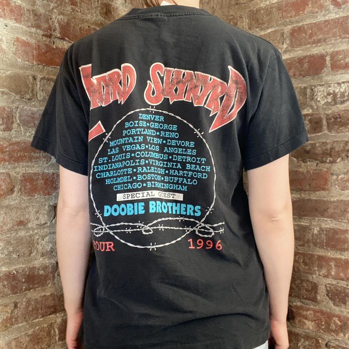 Vintage Lynyrd Skynyrd Vintage 1996 Tour Tee Snake | Grailed