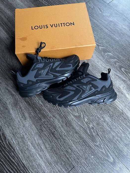 Louis Vuitton Louis Vuitton Tactic Runner Black | Grailed