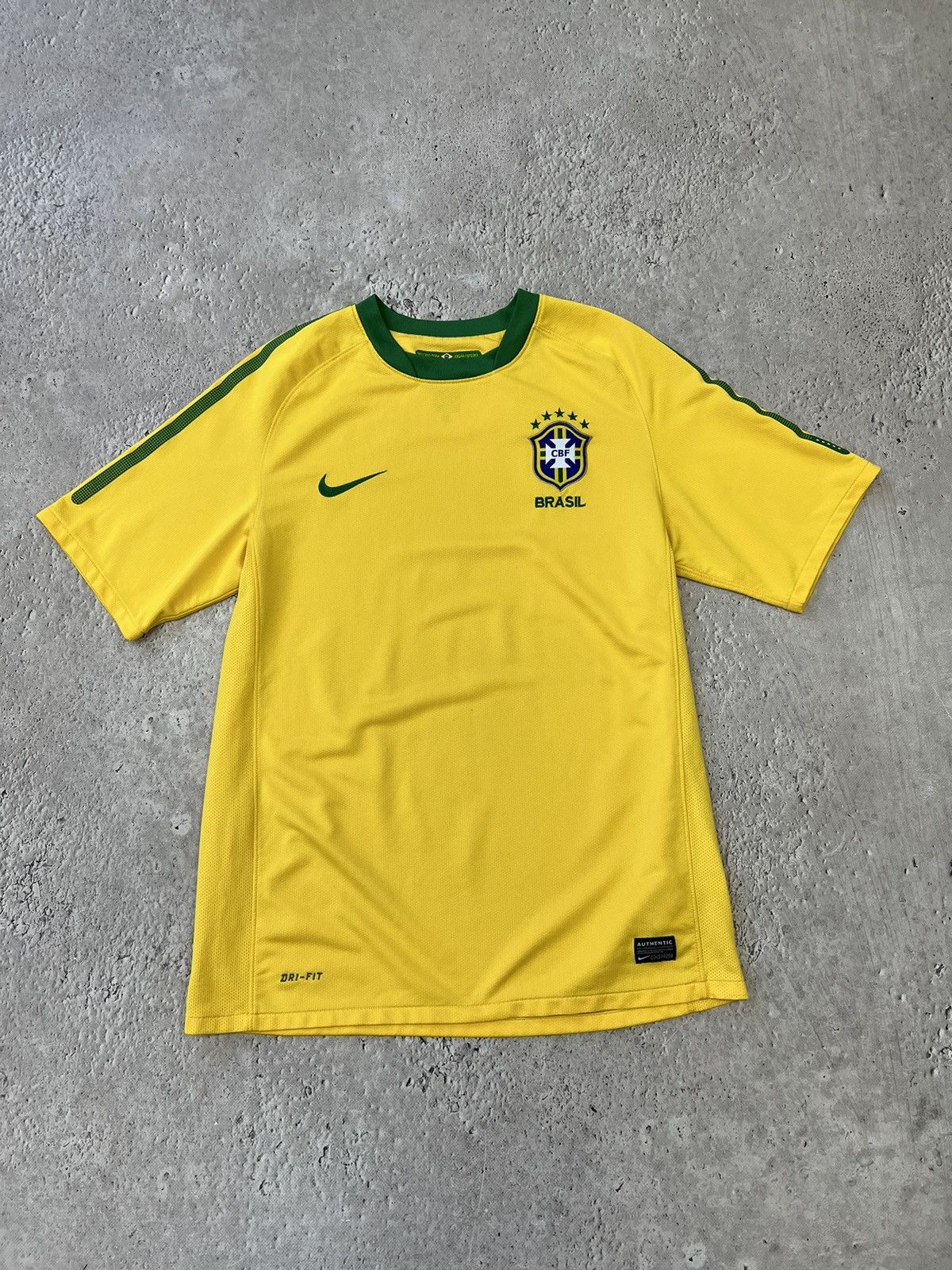 Nike × Soccer Jersey × Vintage Blokecore Vintage Nike Brazil 2010/11 ...