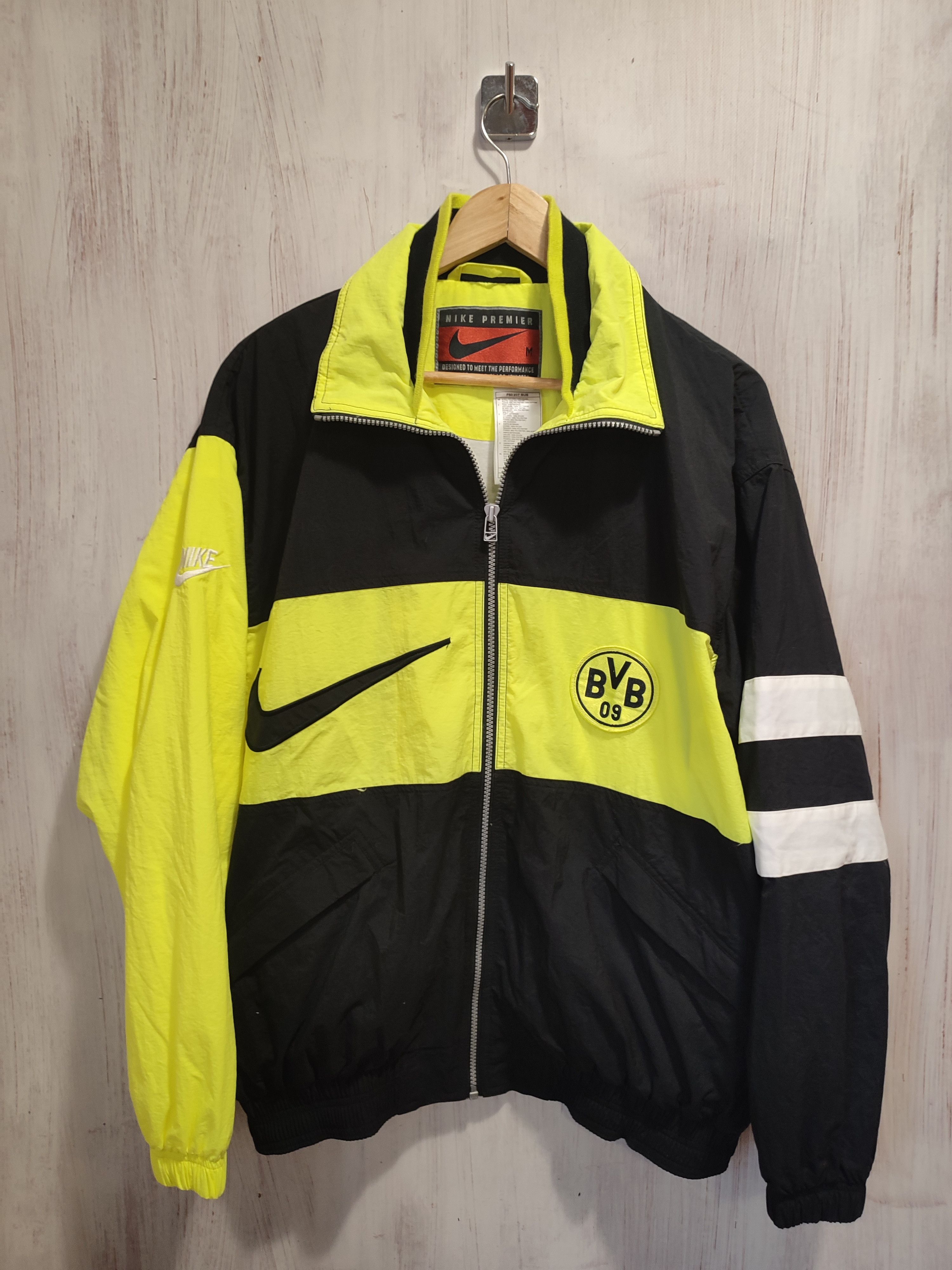 Nike Borussia Dortmund 1995 1996 zip jacket sweater 1990's 90's | Grailed