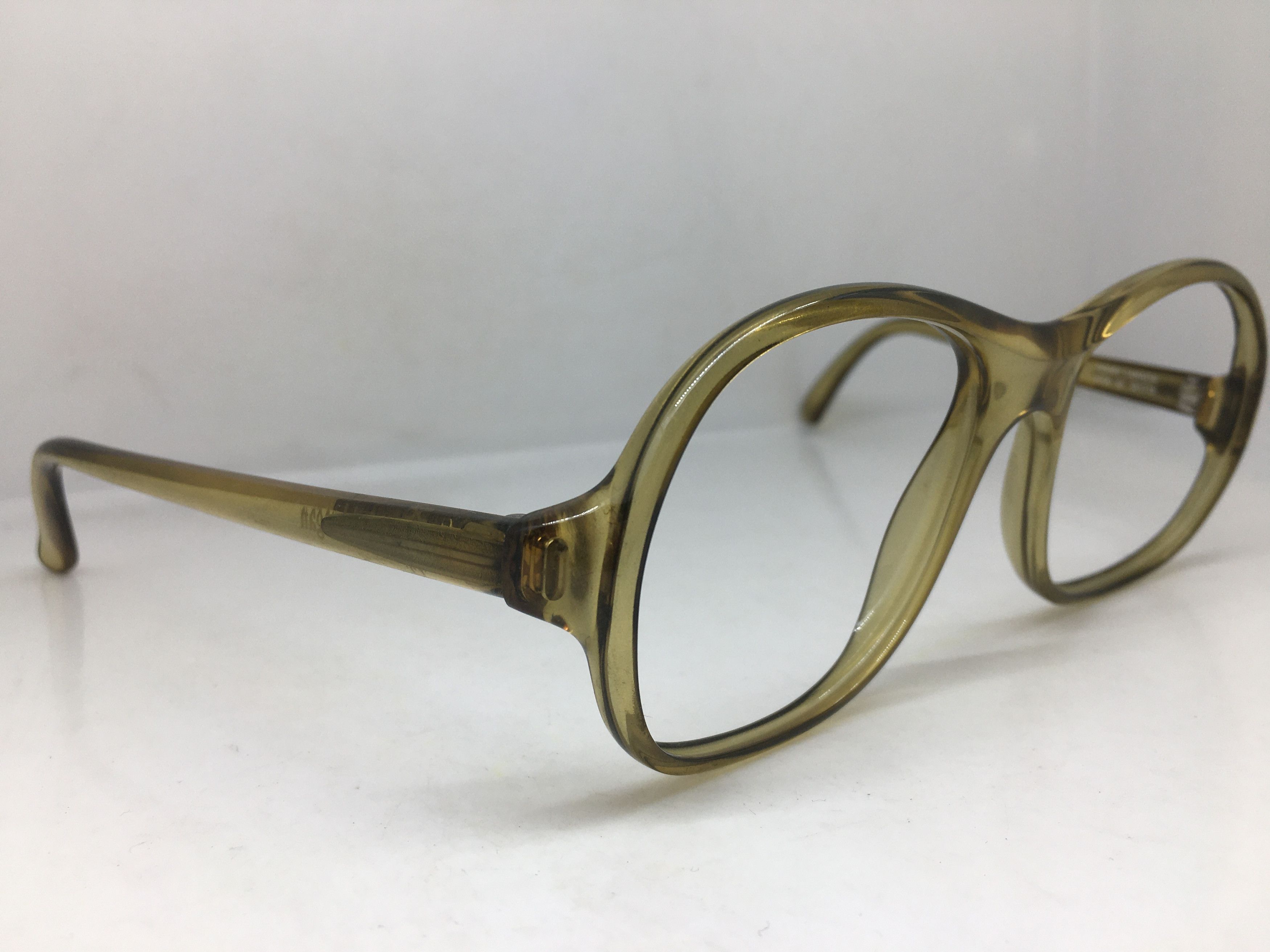 Other Vintage Terry Brogan 8708-50 Optyl Eyeglasses Frame Canada | Grailed