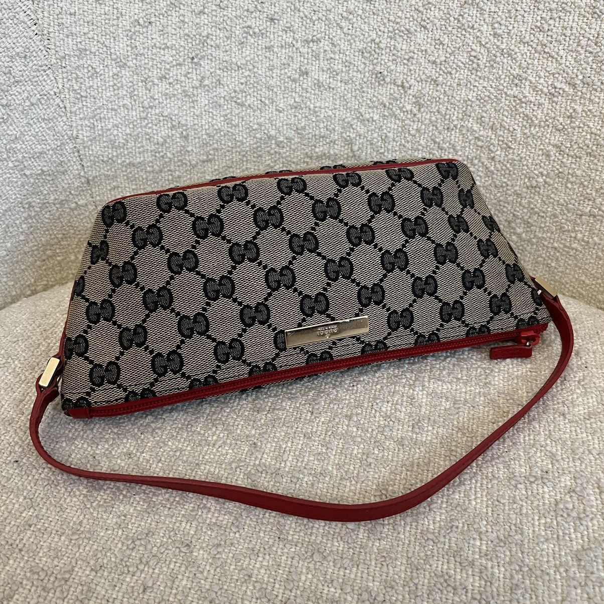 Gucci Vintage Gucci Classic GG Monogram Shoulder Bag | Grailed