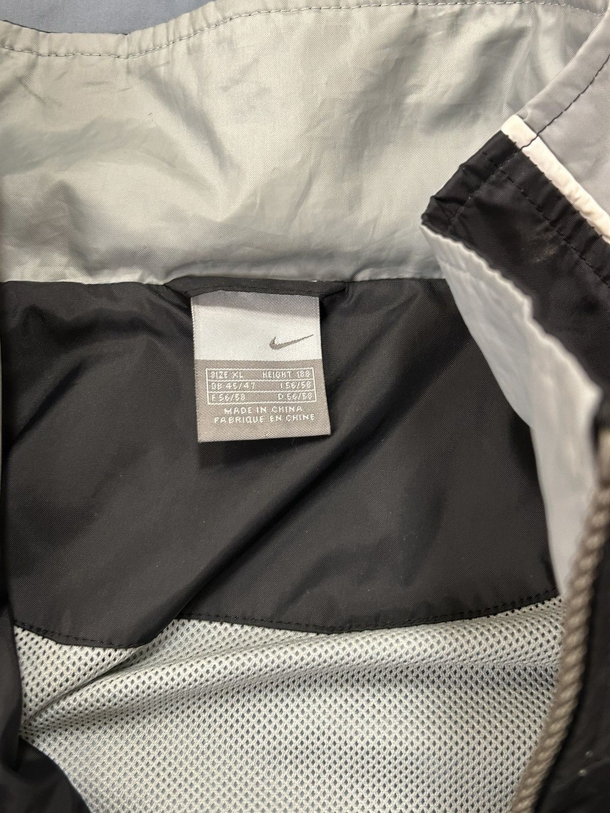 Nike 00s Vintage Nike Retro Swoosh Logo Windbreaker Jacket Rare | Grailed