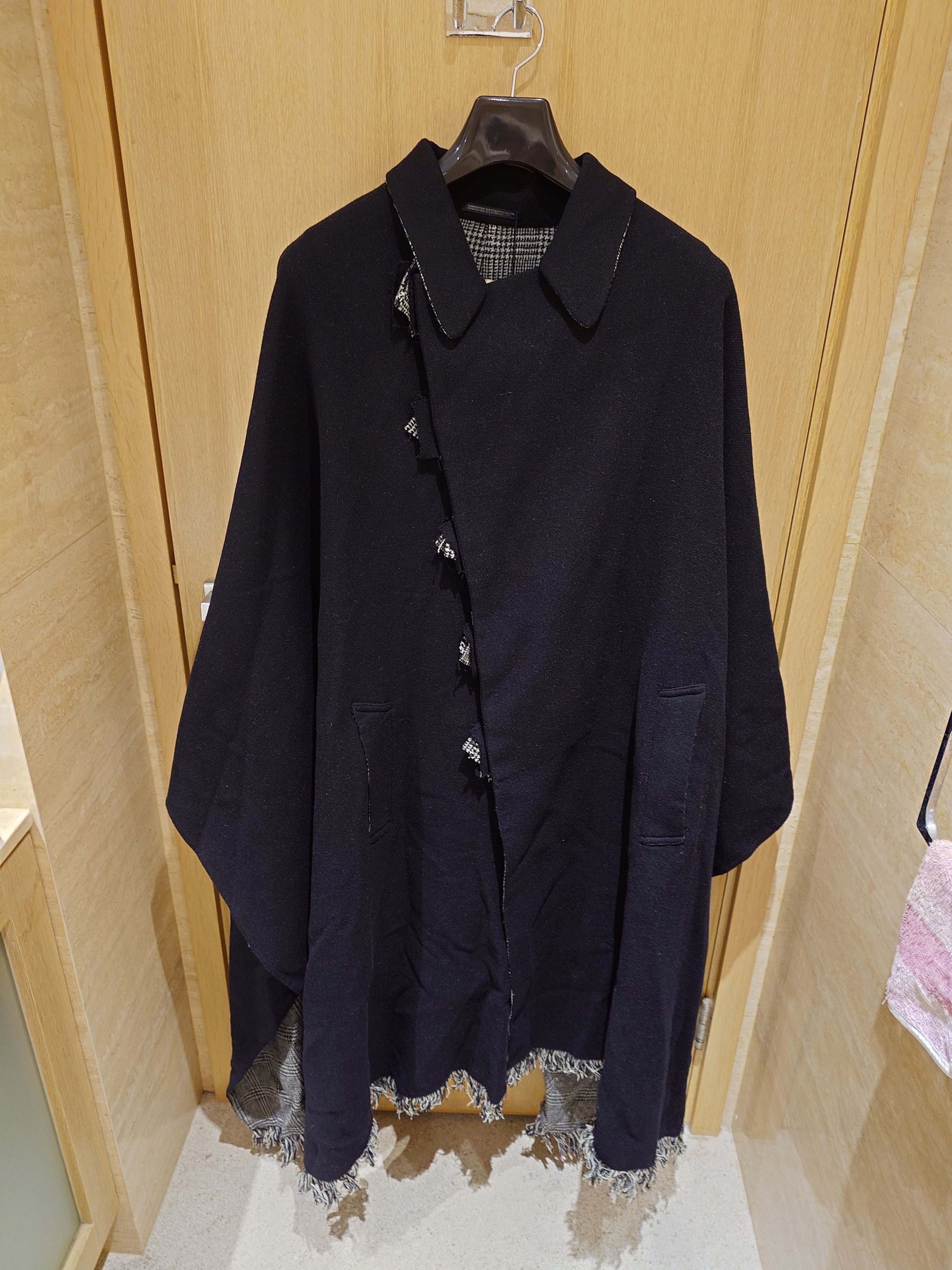 Yohji Yamamoto Yohji Yamamoto FW 21 Reversible Cloak | Grailed