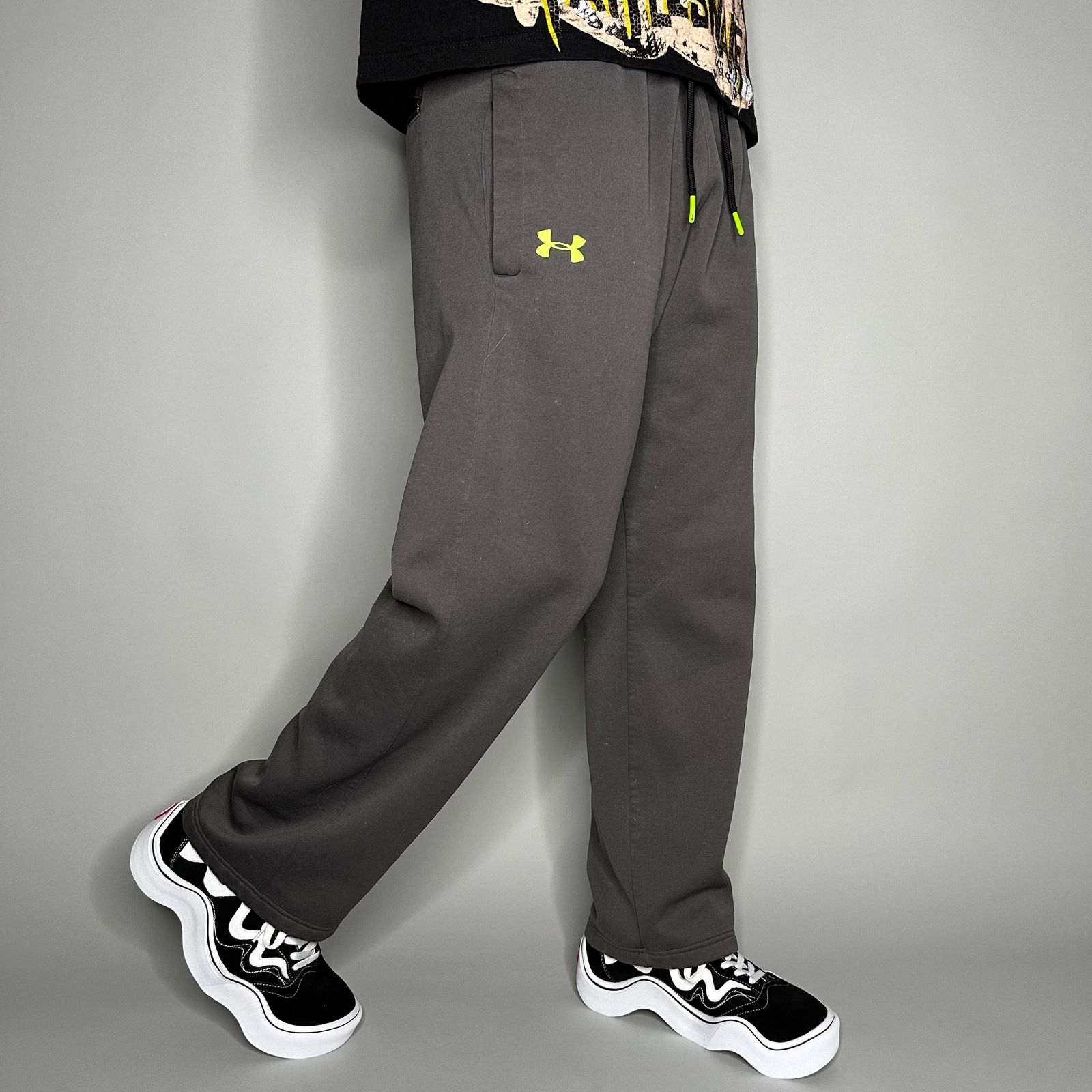 Streetwear × Under Armour × Vintage Under Armour Sweatpants Dark Grey ...