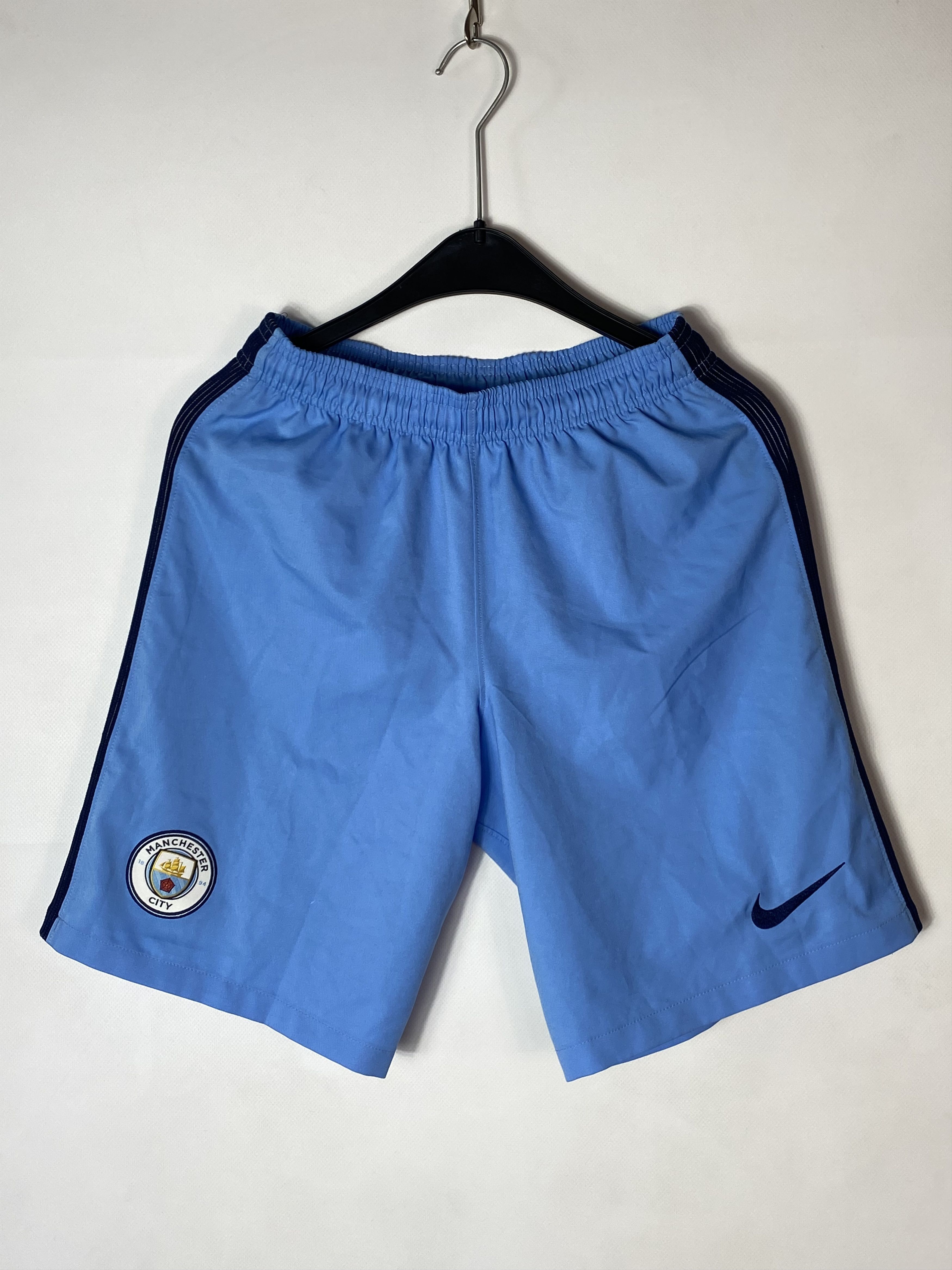 Nike × Soccer Jersey × Streetwear Nike Manchester City shorts | Grailed