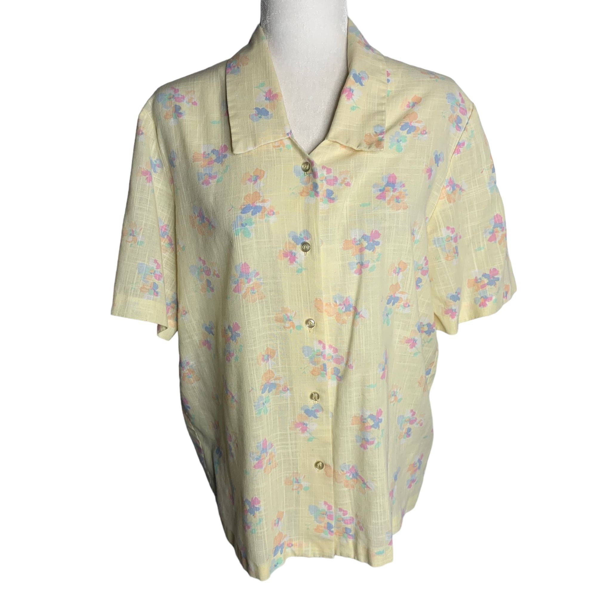 Vintage Vintage Russ Togs Button Up Collared Shirt M Yellow Floral S ...