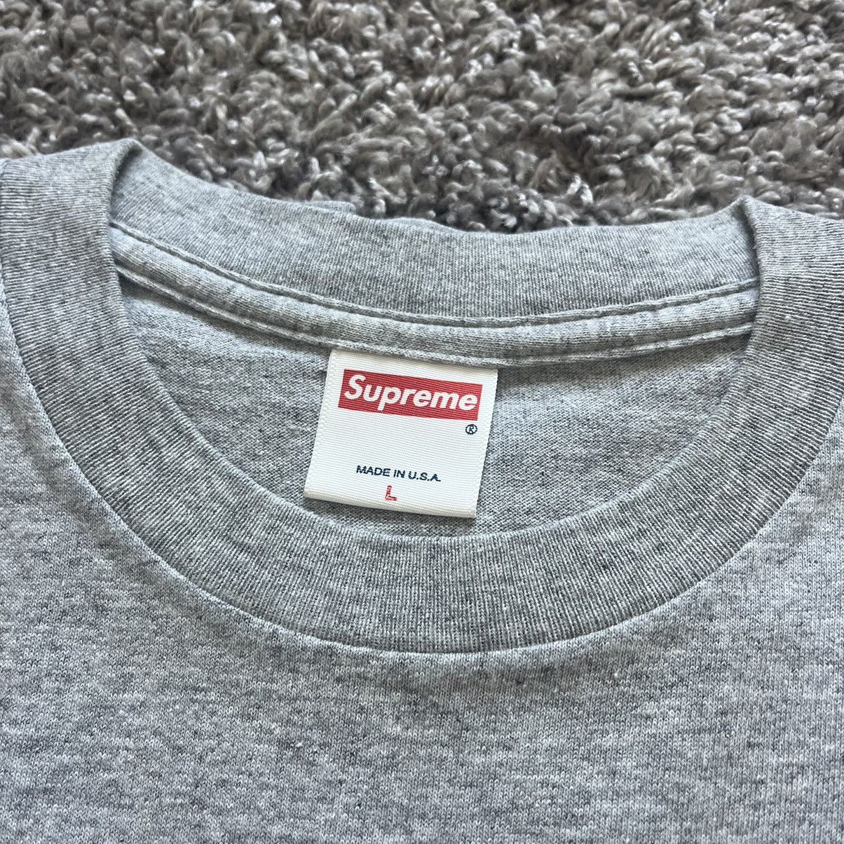 Supreme 2001 RARE Supreme Bubble Letter Throw Up Tee Size Large | Grailed