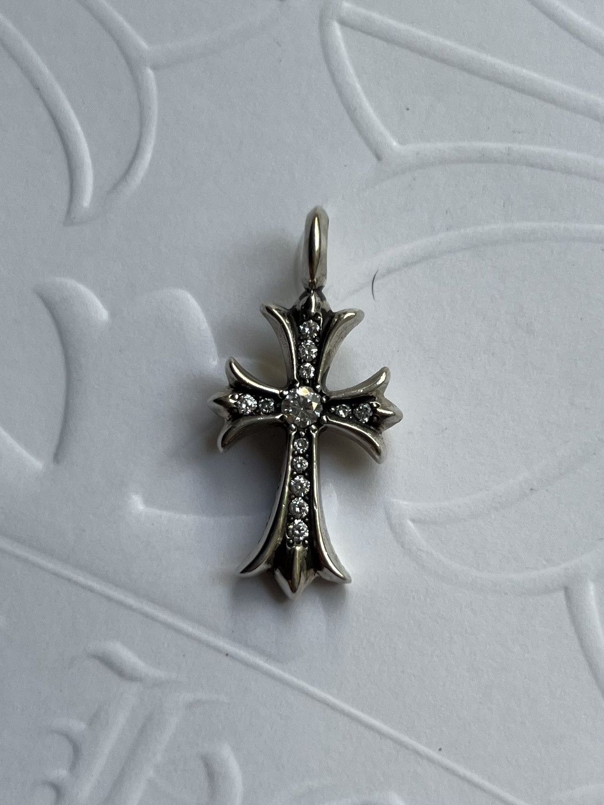 Chrome Hearts Tiny Cross Pave Diamond Charm | Grailed