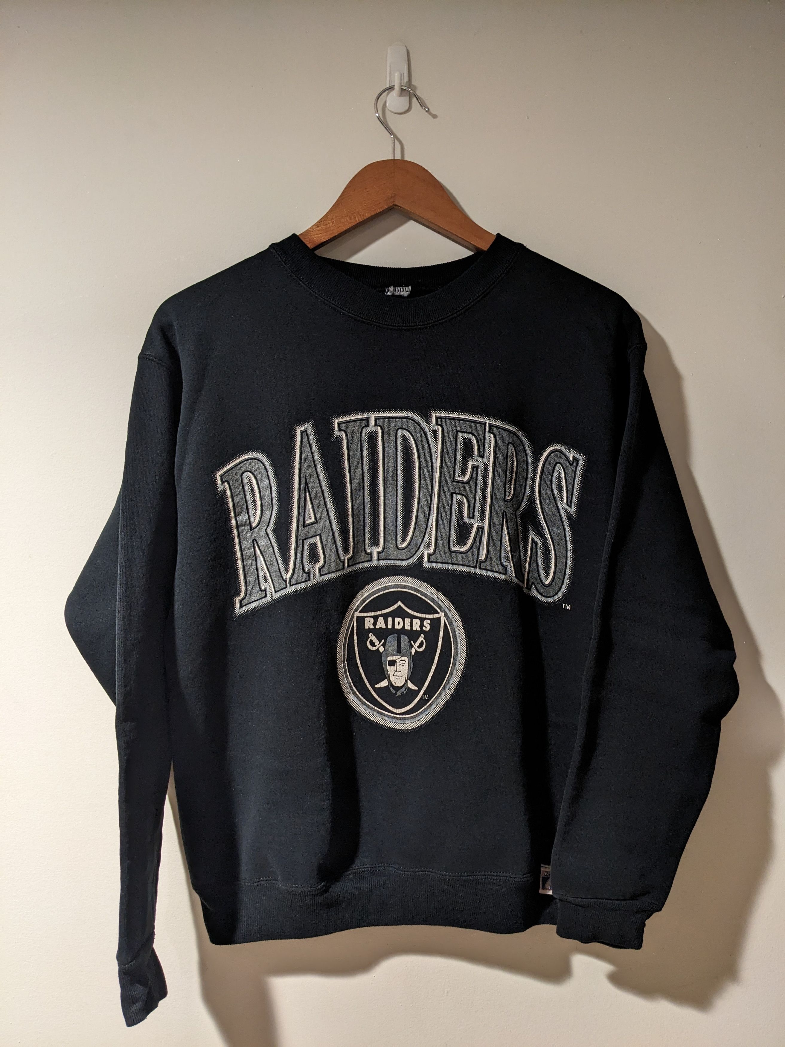 Vintage Vintage 90s Oakland Raiders NFL Football Logo 7 Sweatshirt ...