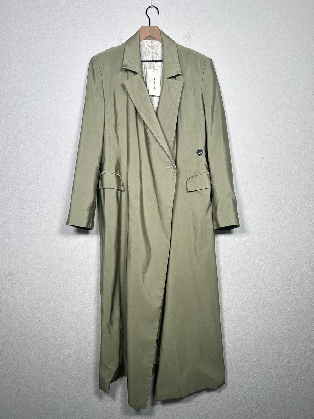 Peter Do SS22 RUNWAY MSRP: $2.5k AO DAI Cinched trench coat | Grailed