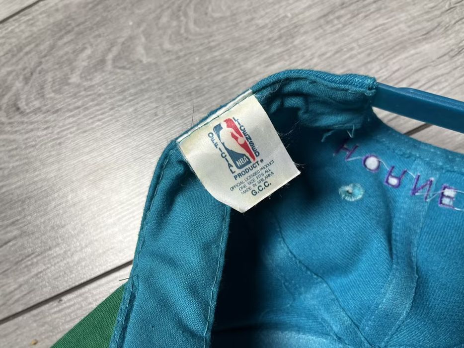 Vintage Charlotte hornets snap back NBA 90s y2k | Grailed